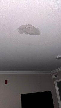 Gotera en la habitación