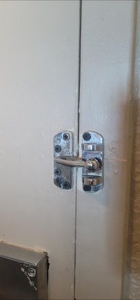 Missing locks for the main doors