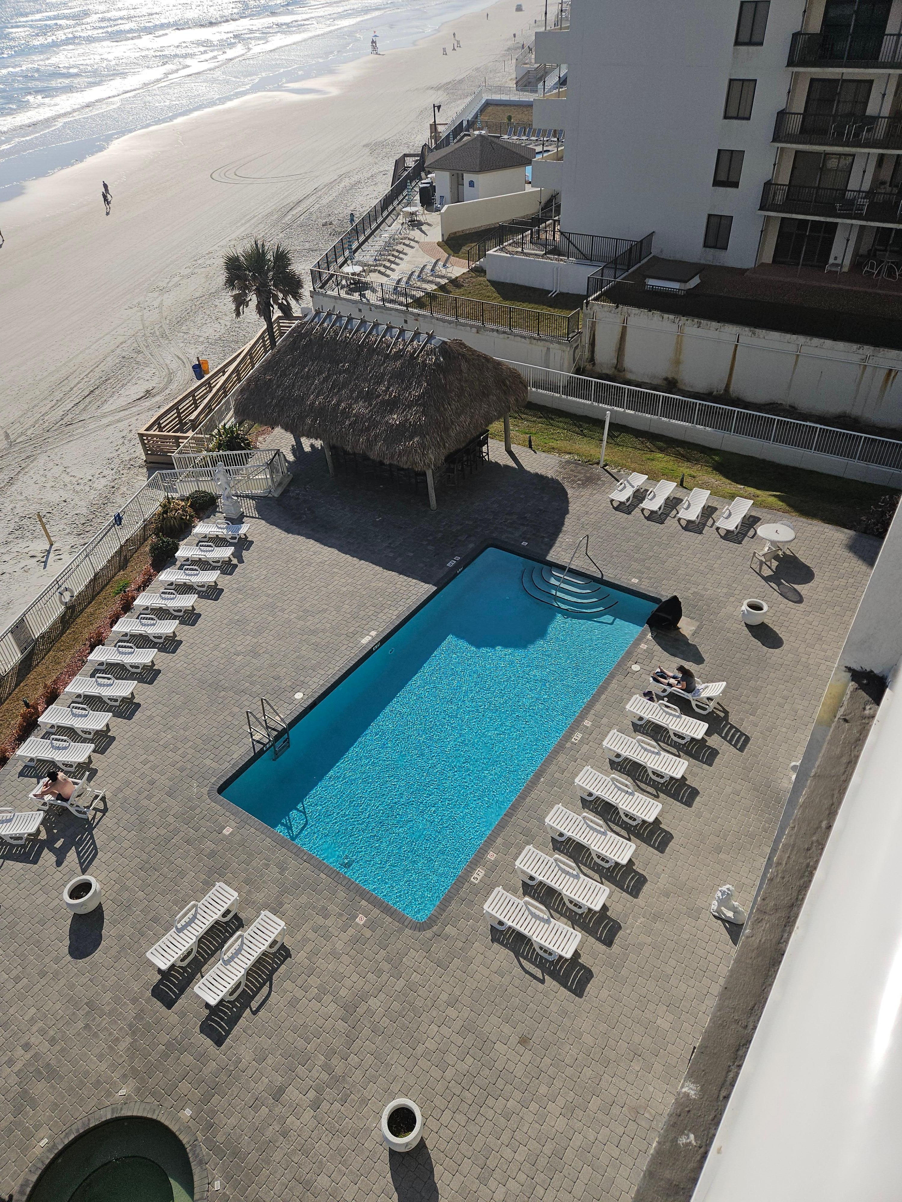 Pool and Tiki Bar,
Tiki Bar never open and that looks like for a long time.