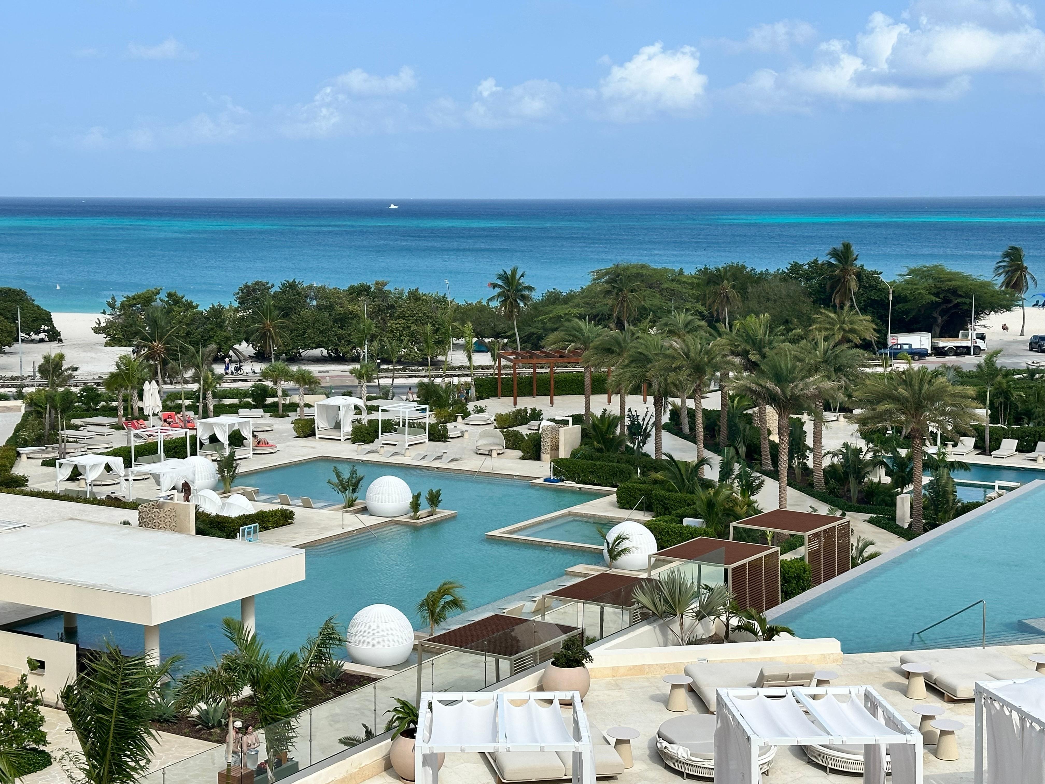 Family friendly pool and ocean view. Also the property. 