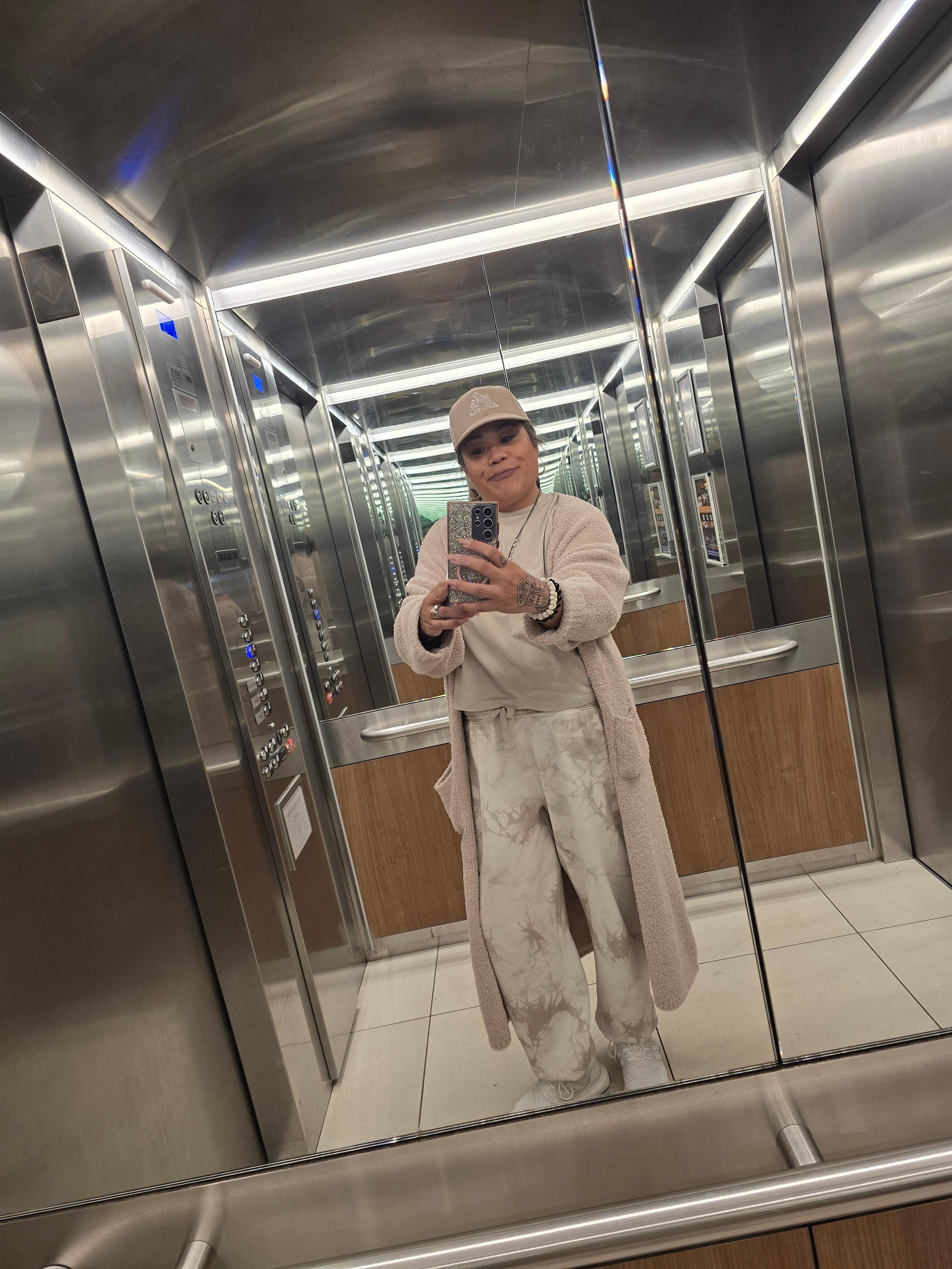 Elevator selfie