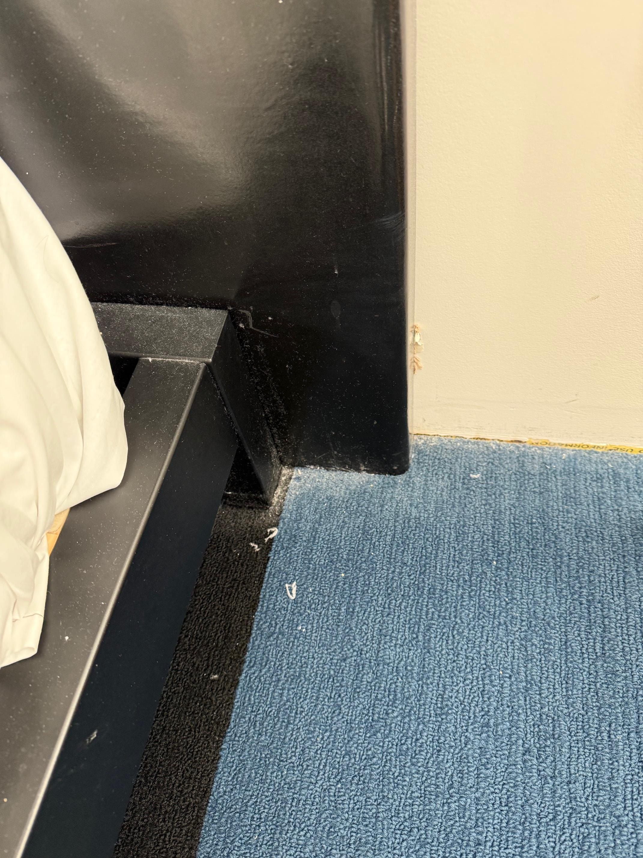 Dirty condition near the bed