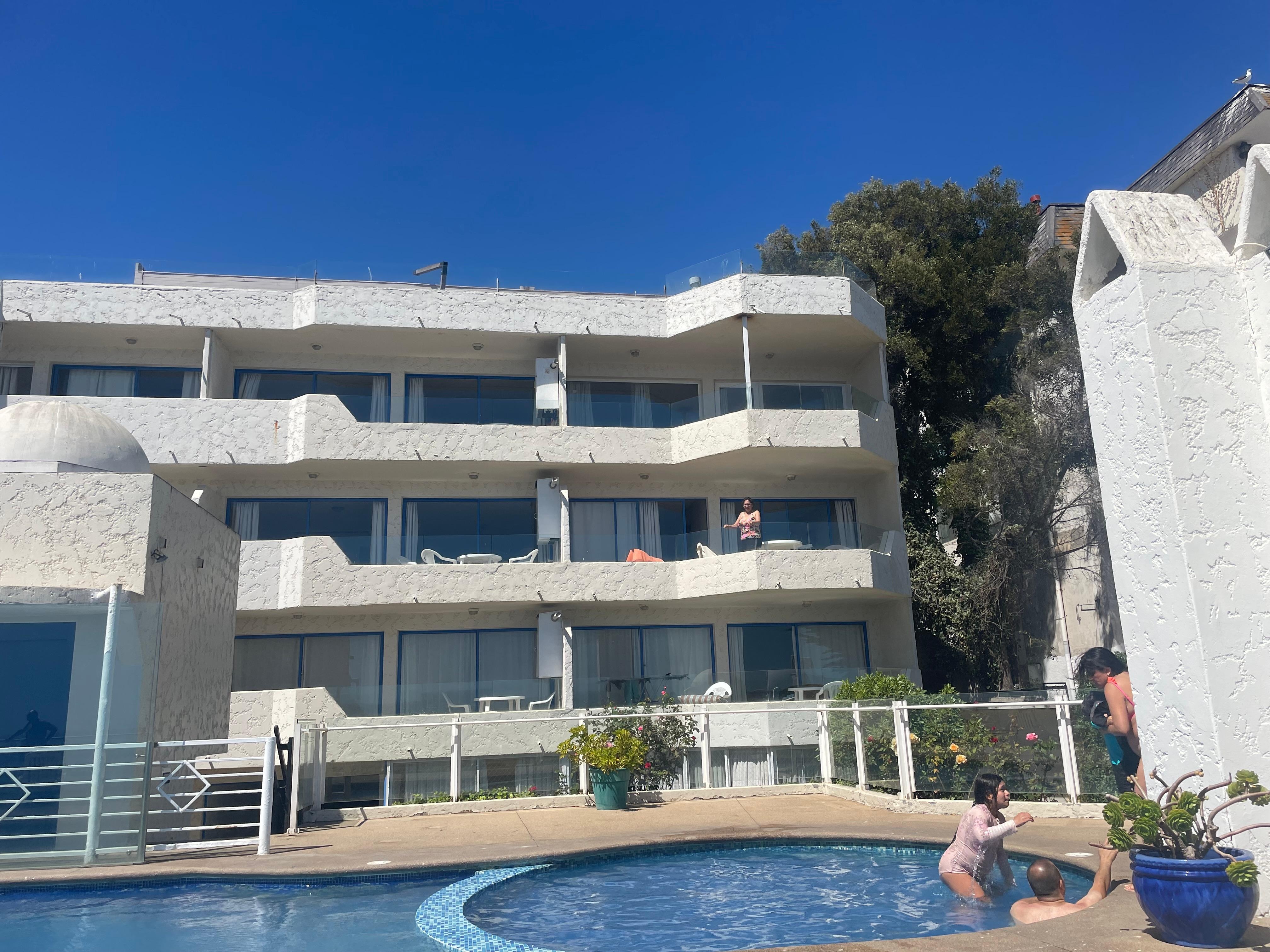 Fotografía tomada desde la piscina 