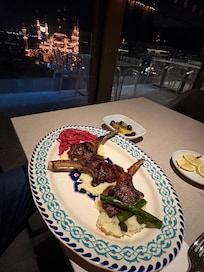 Wonderful lamb chops with Blue Mosque in the distance.