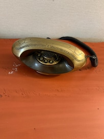 Antique phone