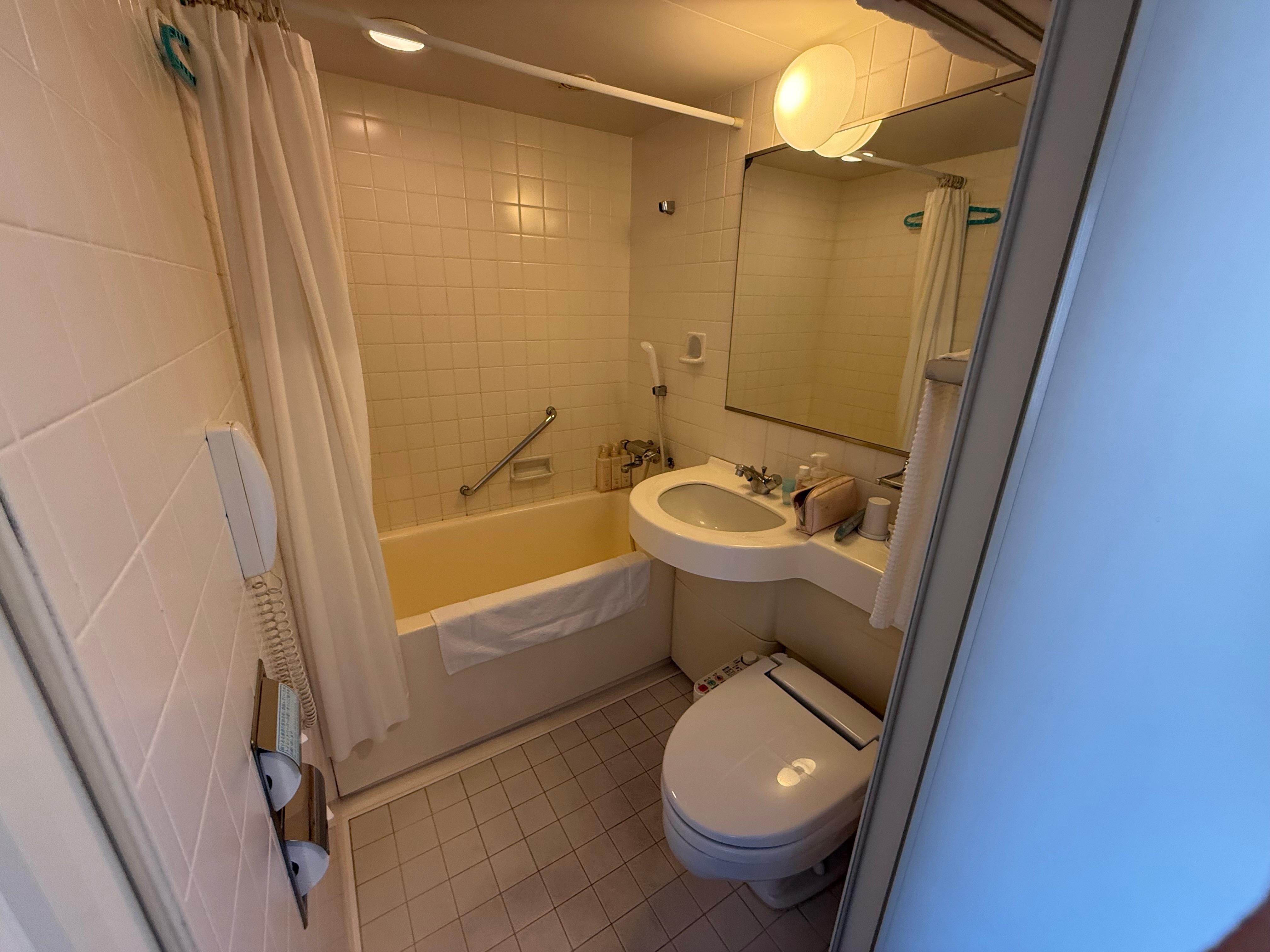 水回り お風呂は大きめでゆったりしている