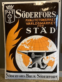 På bruket intill gjordes städ och ankare bland annat.