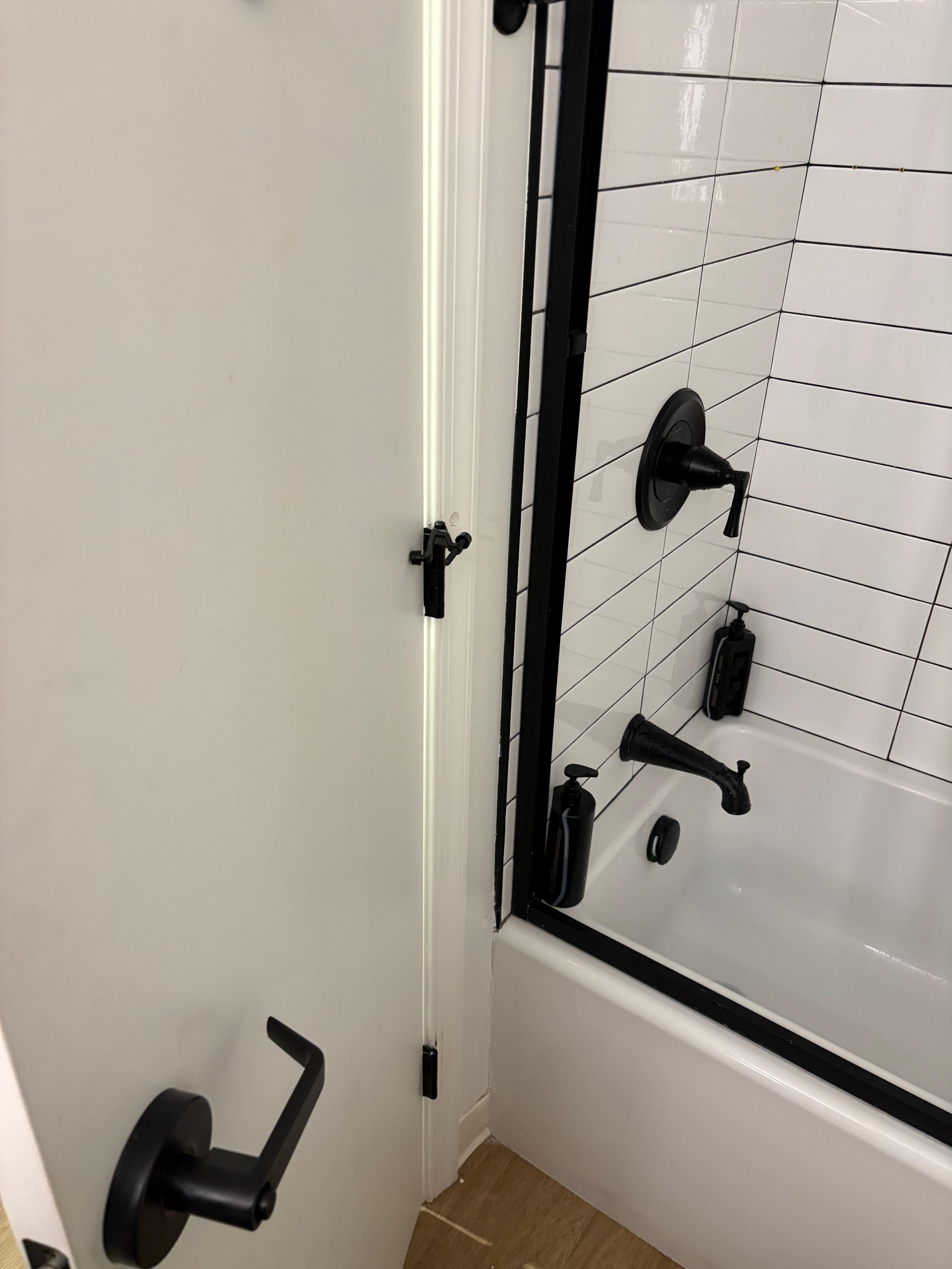 Nice bathroom, with high tub, perfect for soaking but a bit challenging if you have mobility issues.