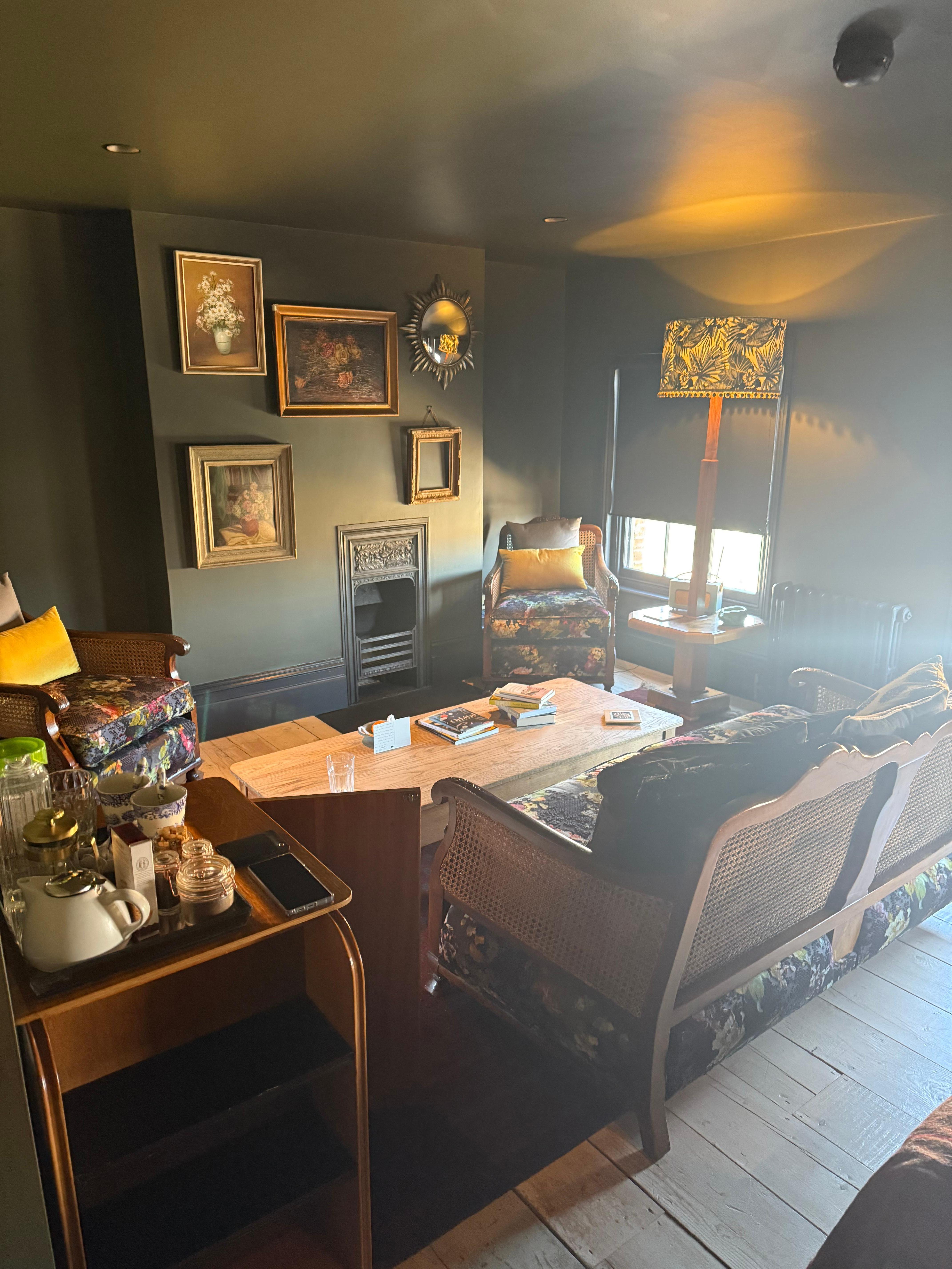 Room 4