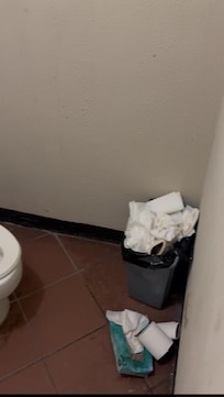 Ice machine on the second floor