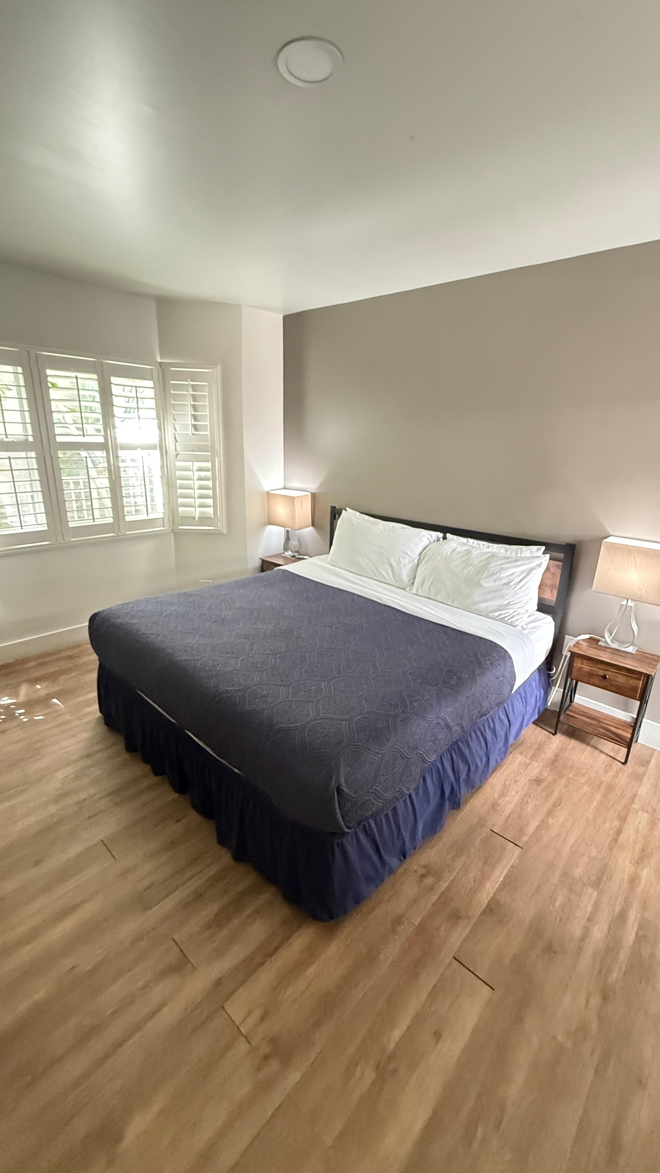 If you make a lot of noise when you're having sex this is not your hotel you can hear everything