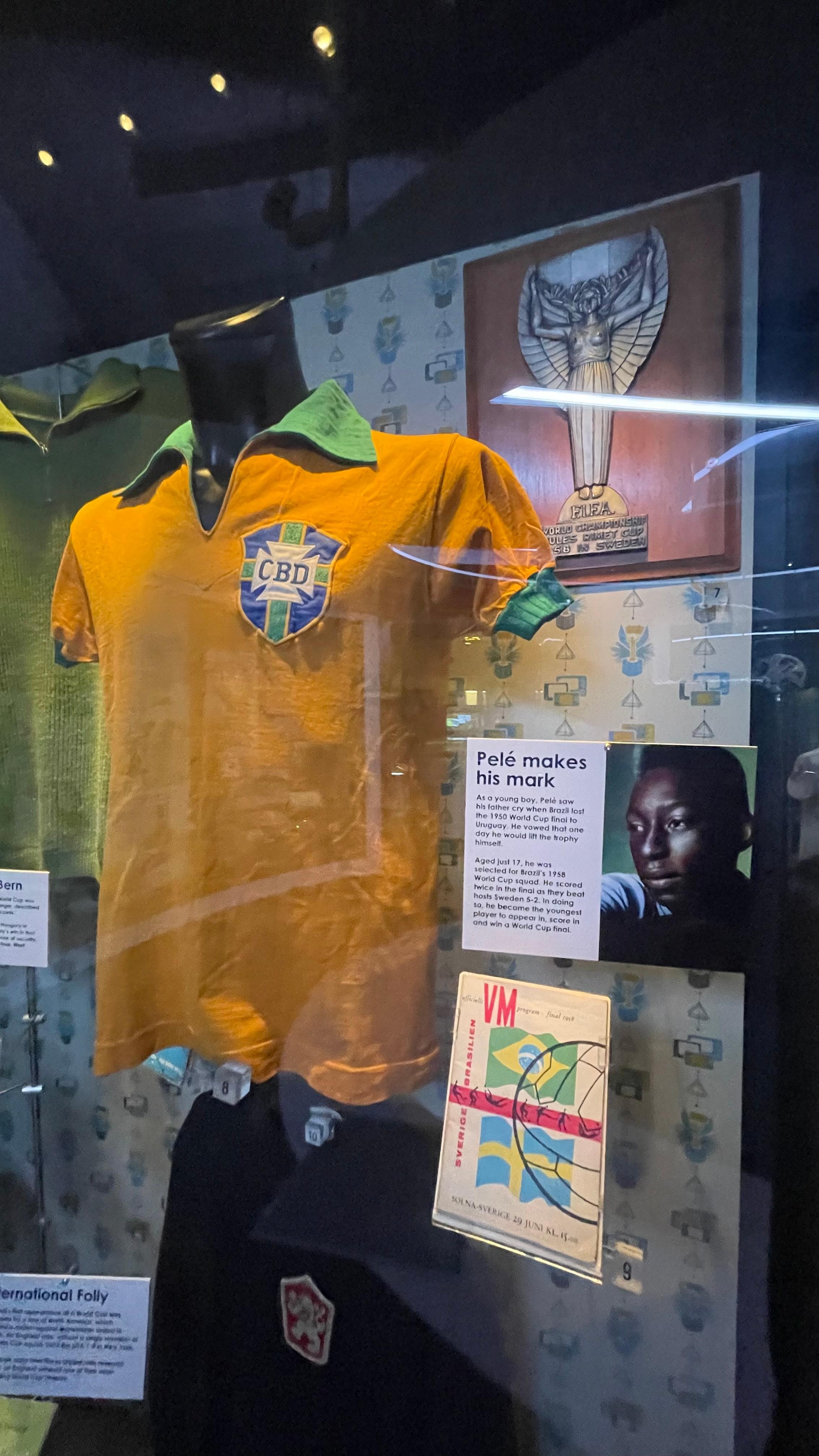 Museu do Futebol - Camisa do Pelé da Copa de 1958 