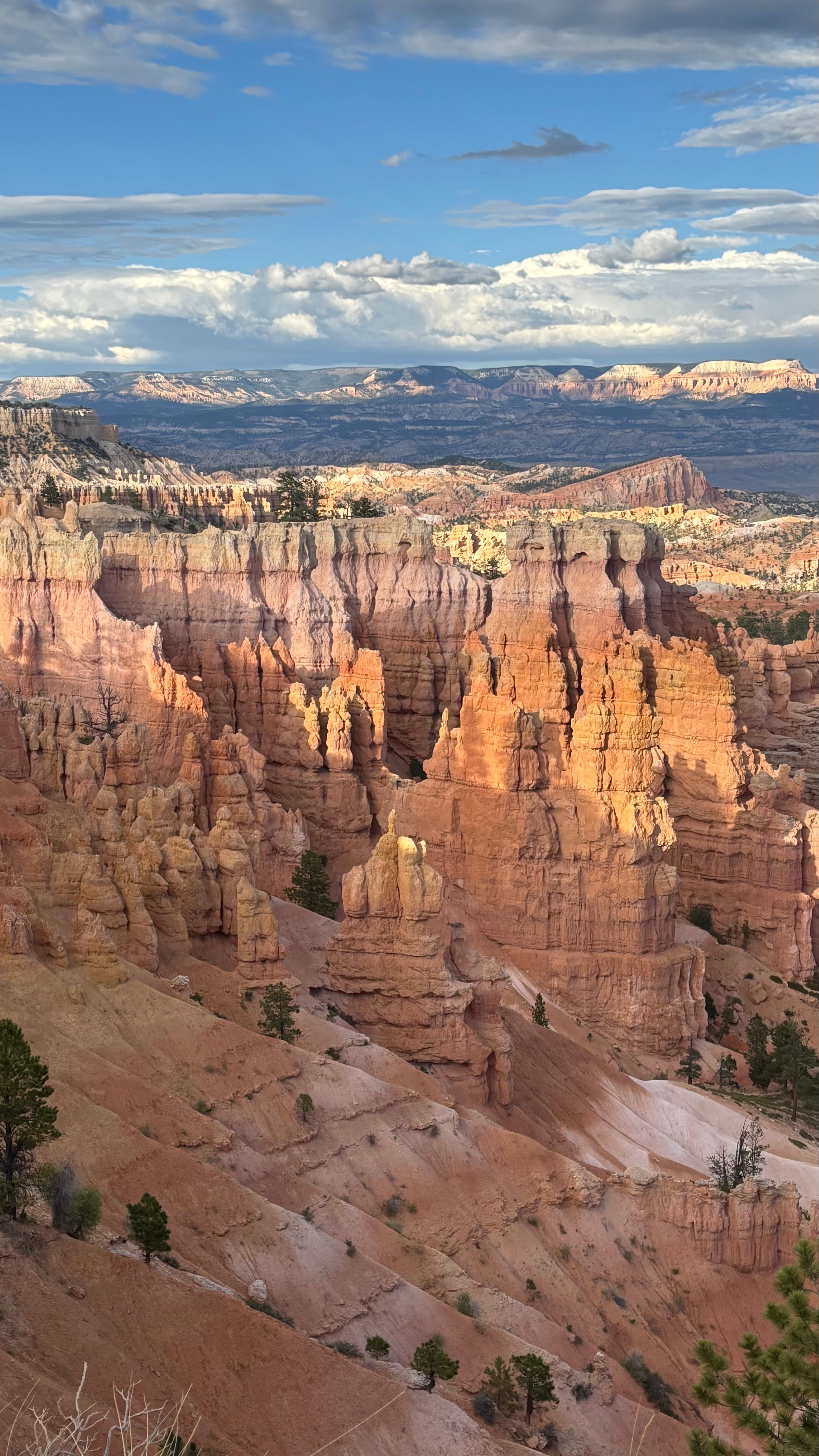 Vista do Rim próximo ao pôr do sol. 