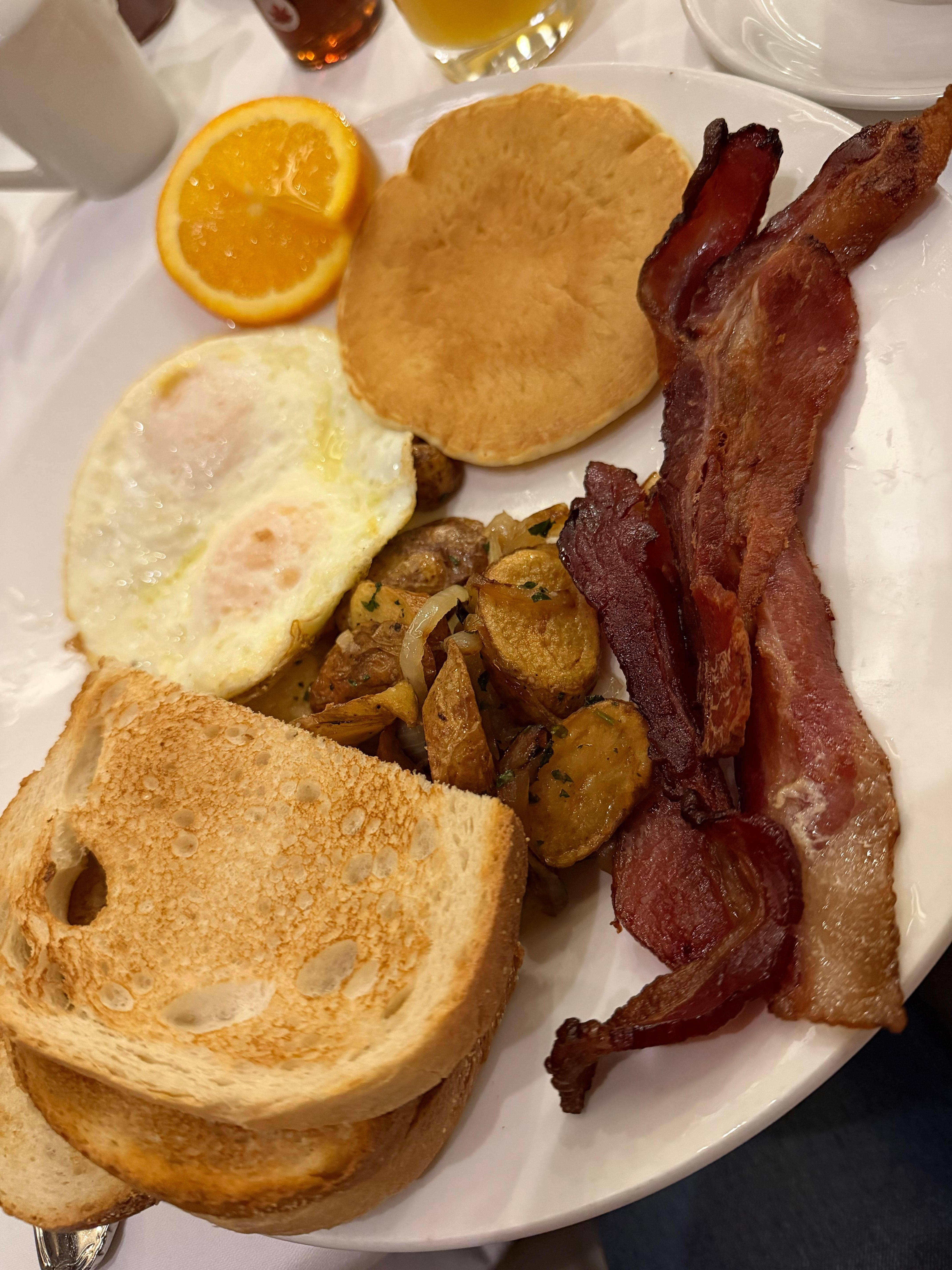 The food, amazing, with the best staff! 