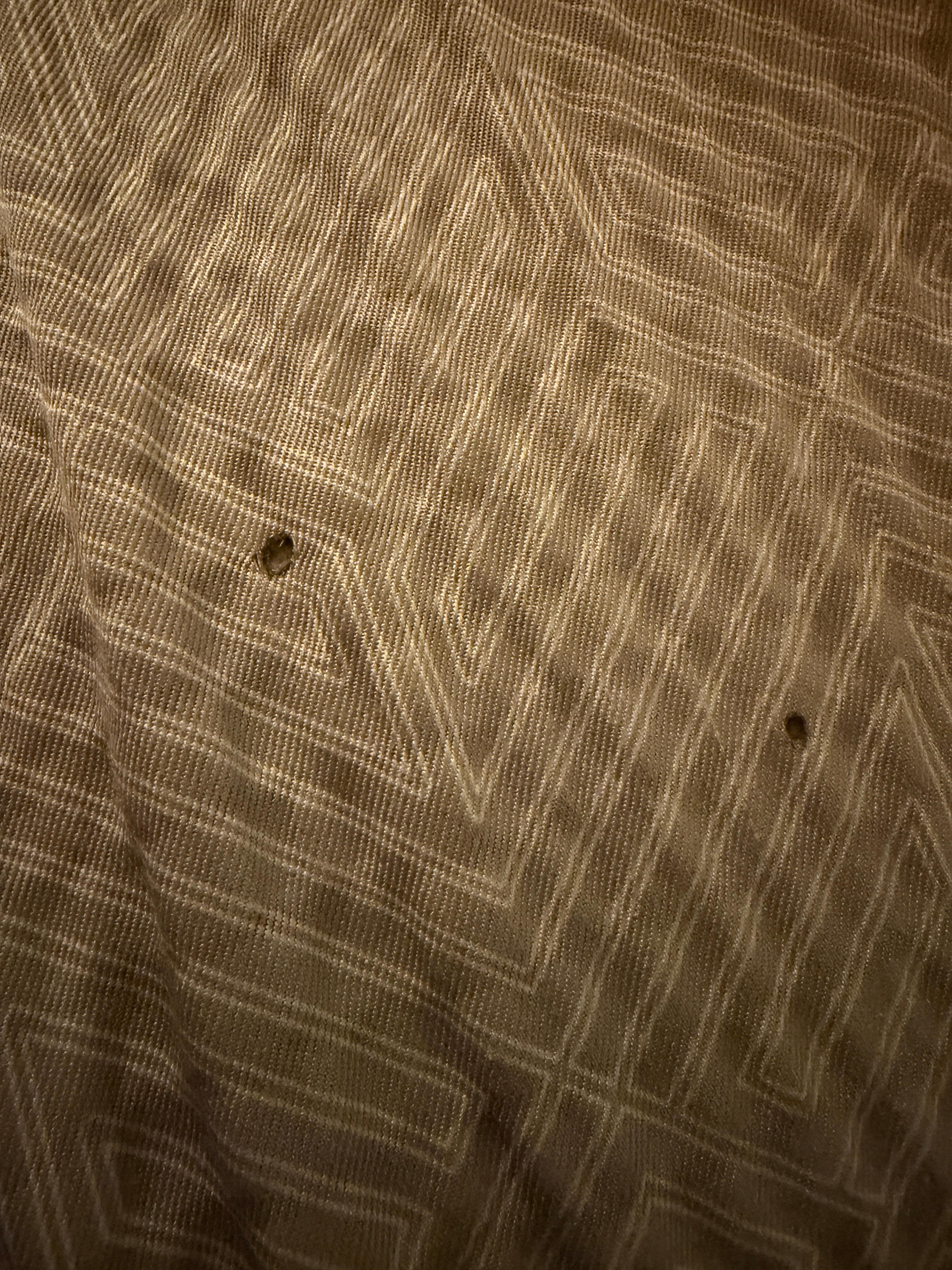 comforter had holes in it