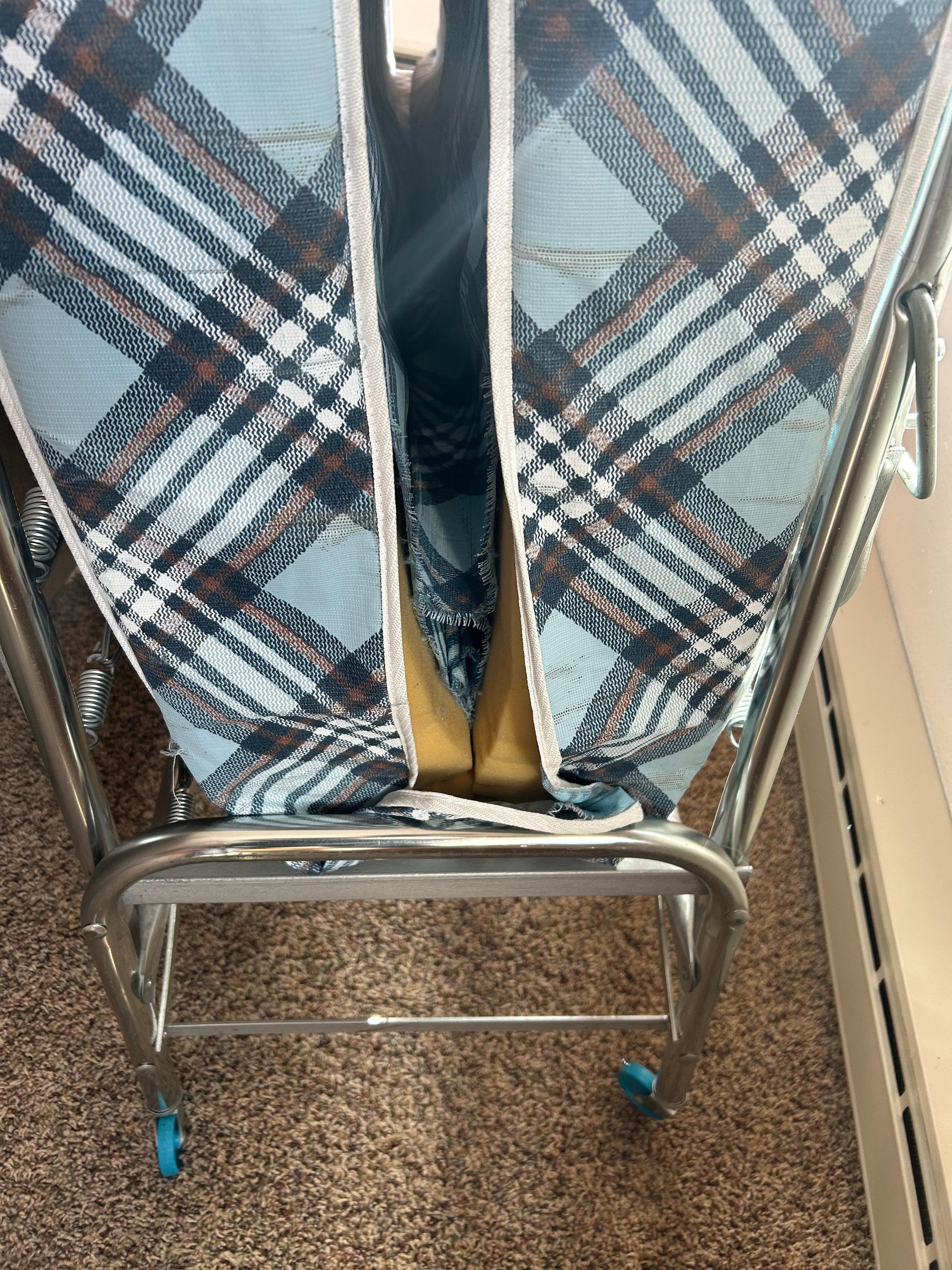 Useless roll out bed, missing wheel as well so rocked when set up 