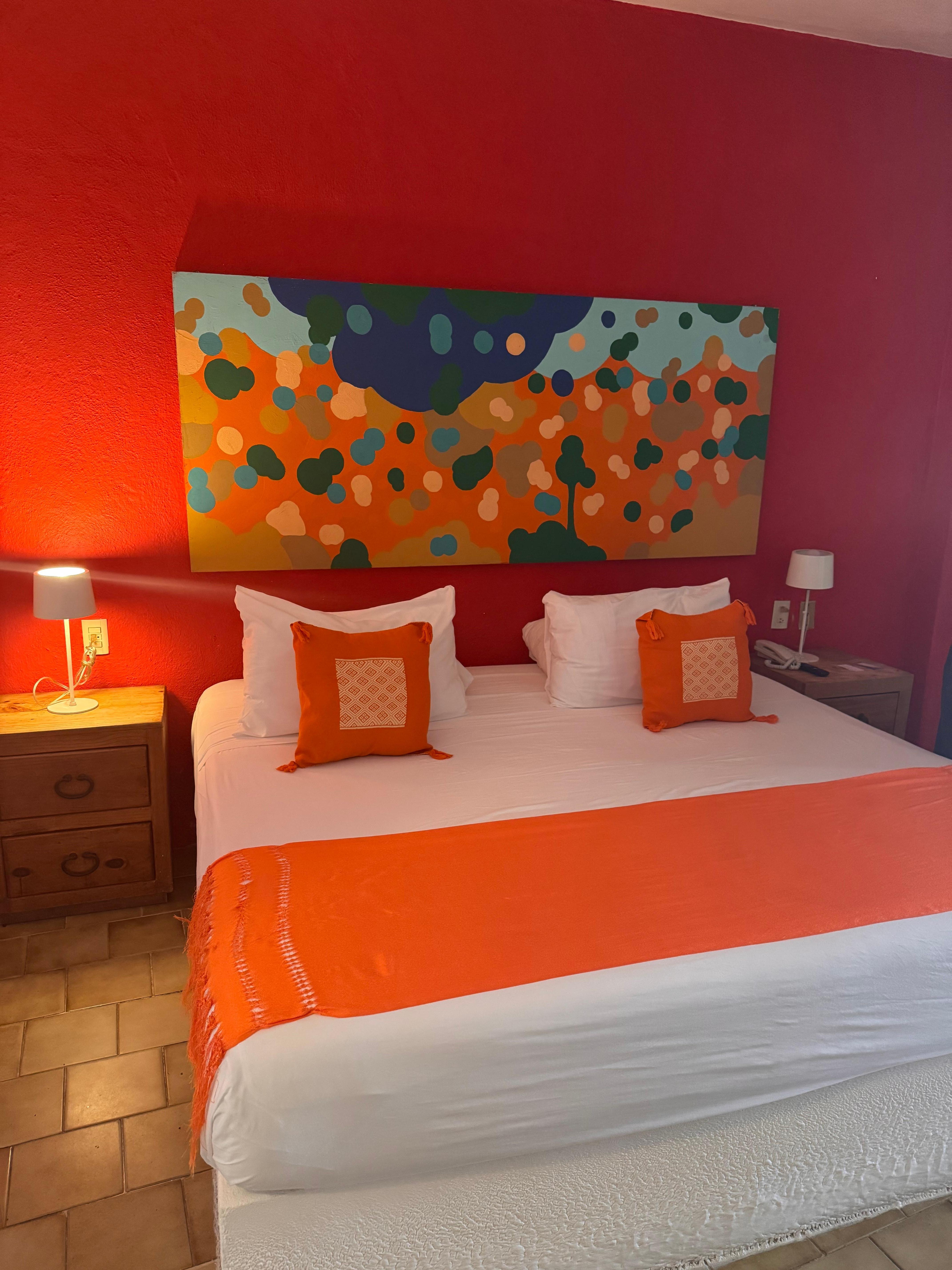 Beautiful colourful Mexican style rooms 