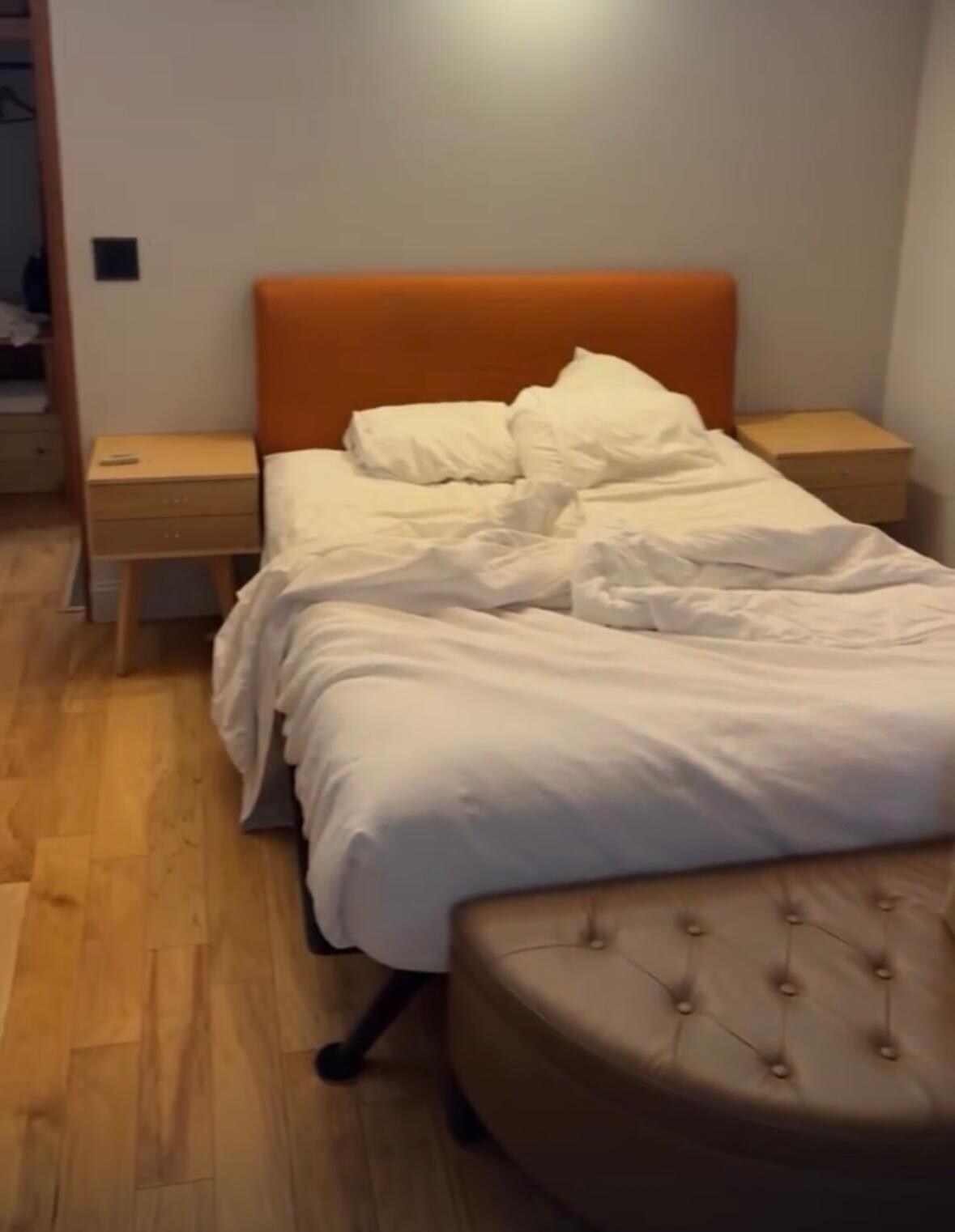Original layout of room when I arrived.