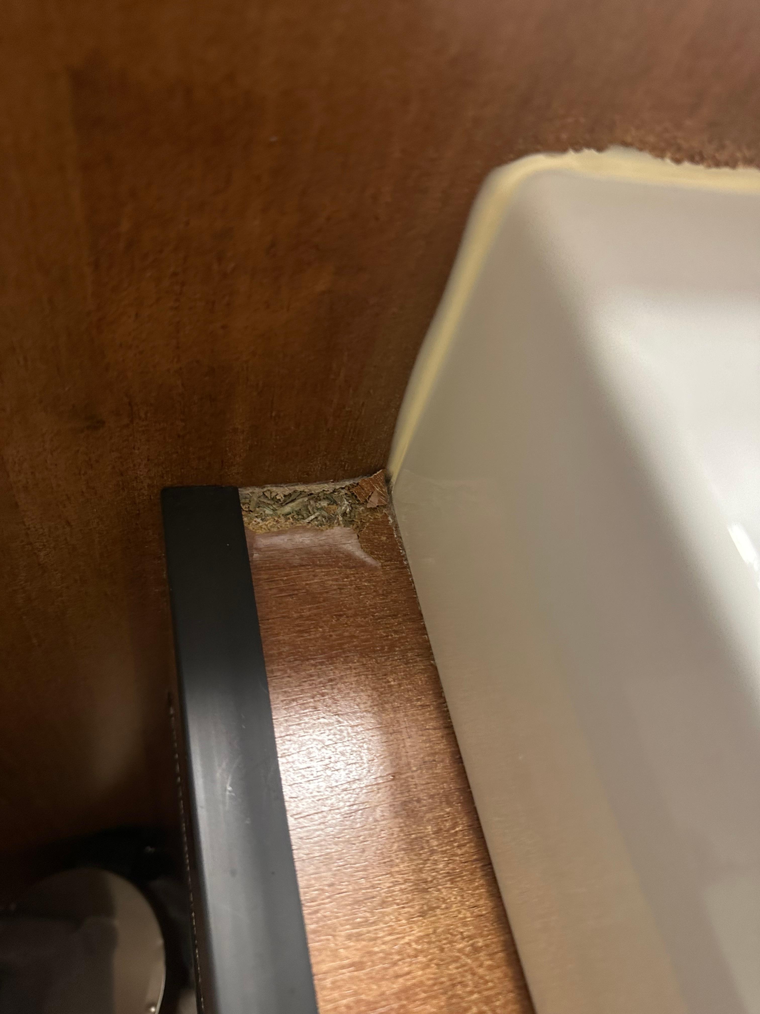 Je pense qu’on peut prévoir de changer le meuble !!!!