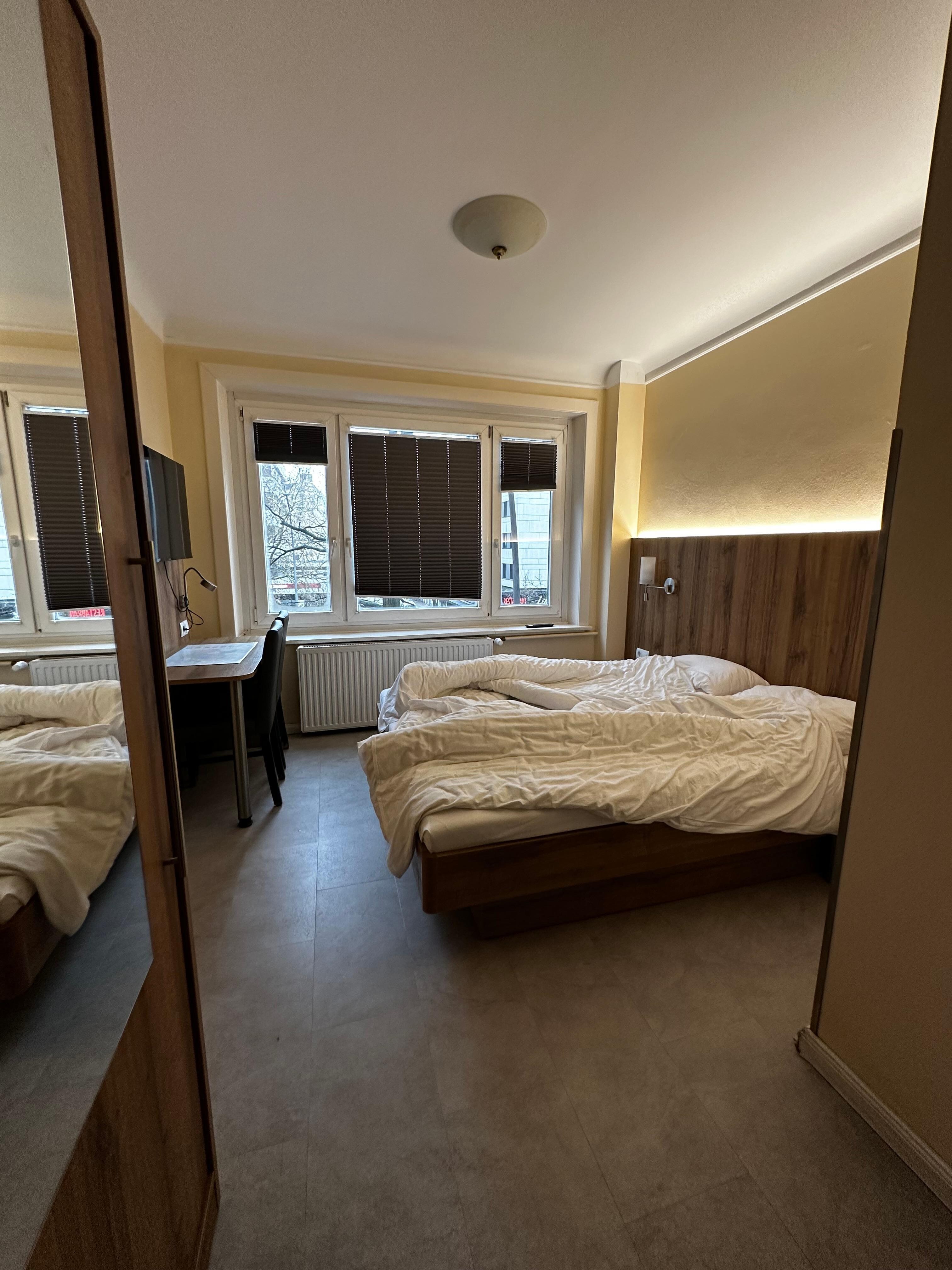 Could open middle blind! 