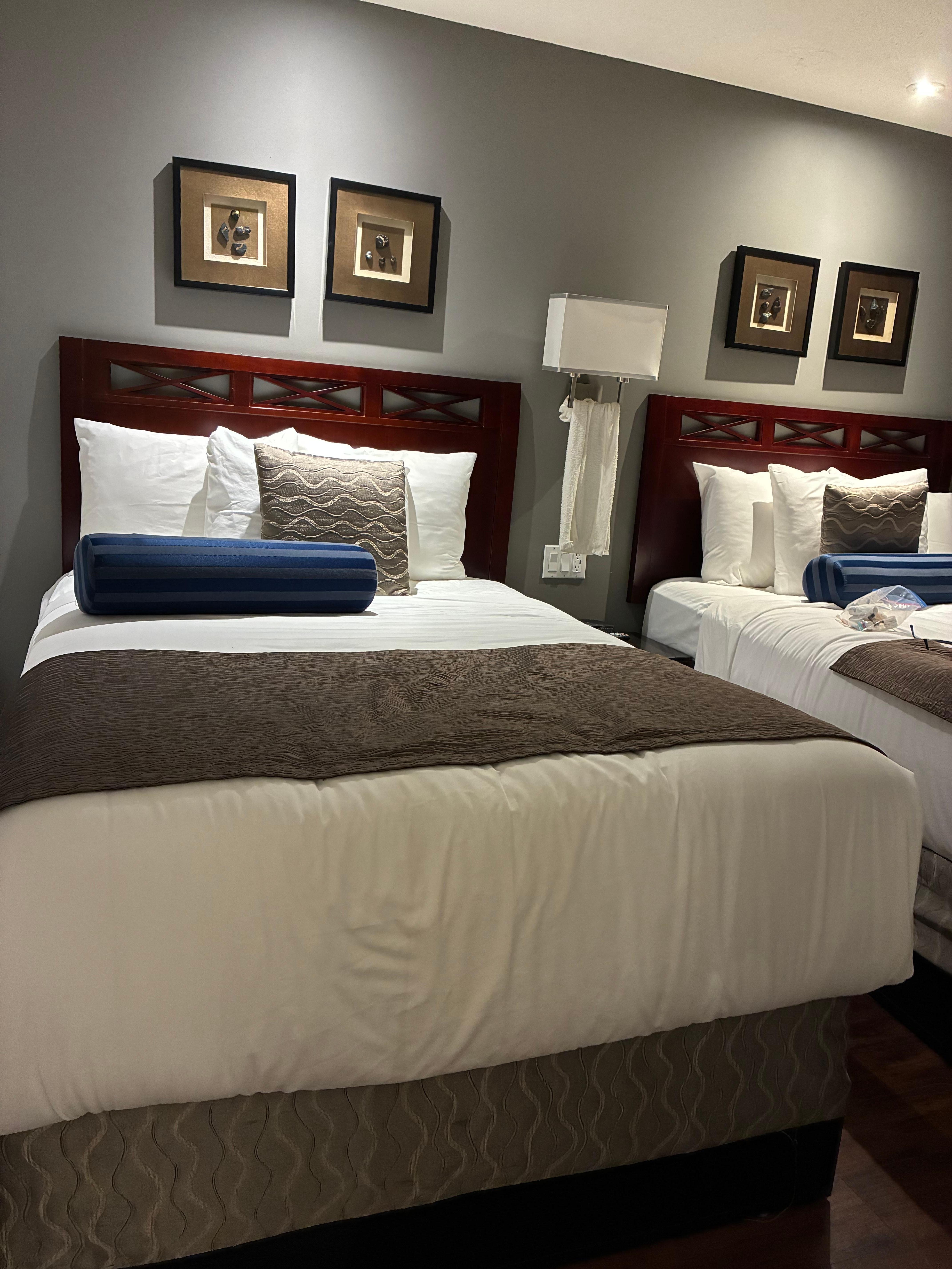 ホテルのベッドは快適でした。