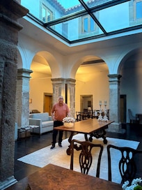 Claustro