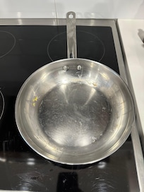 This had scrambled egg remnants. Yikes! Dirty dishes causes bugs.