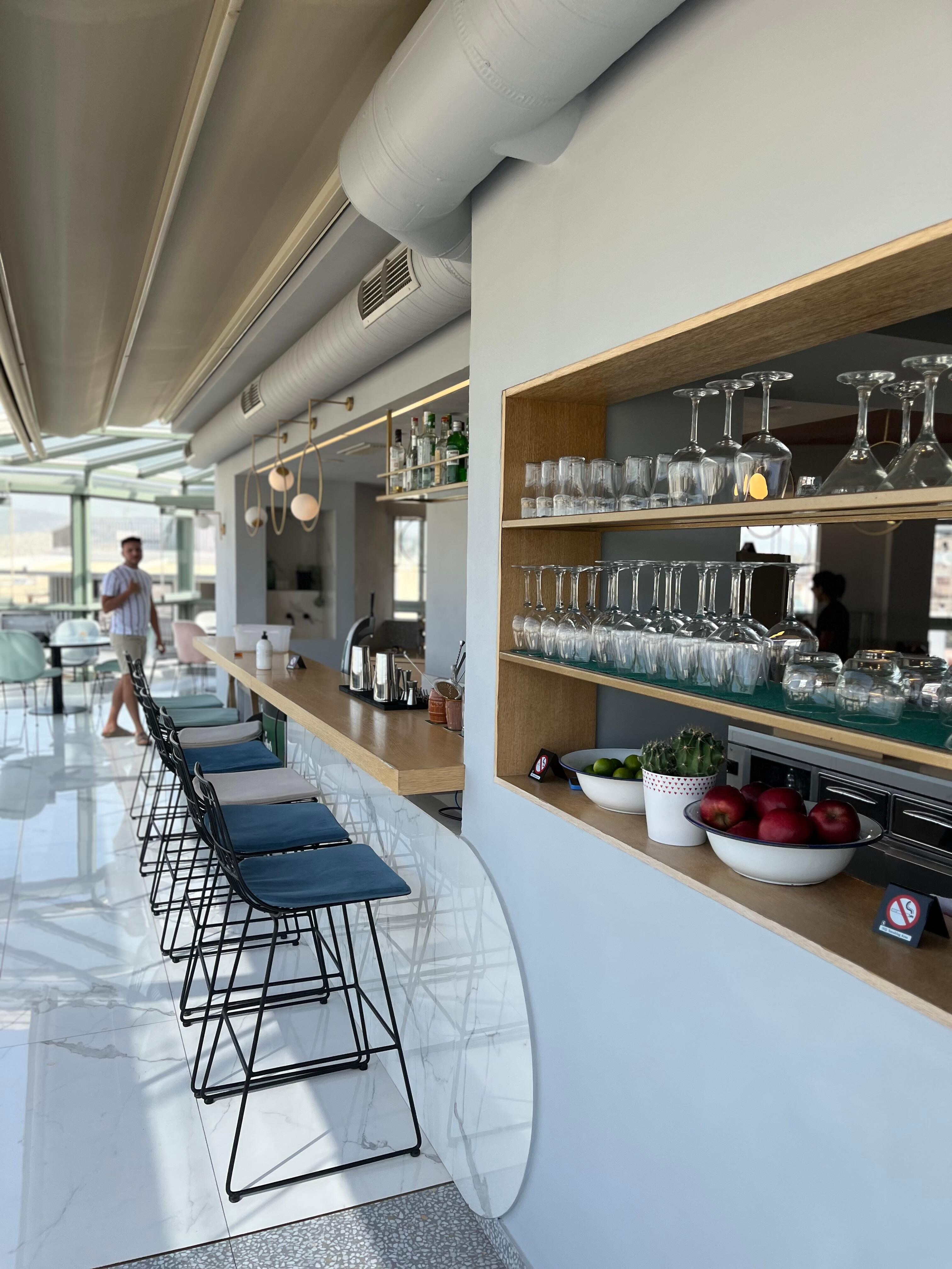 Breakfast room