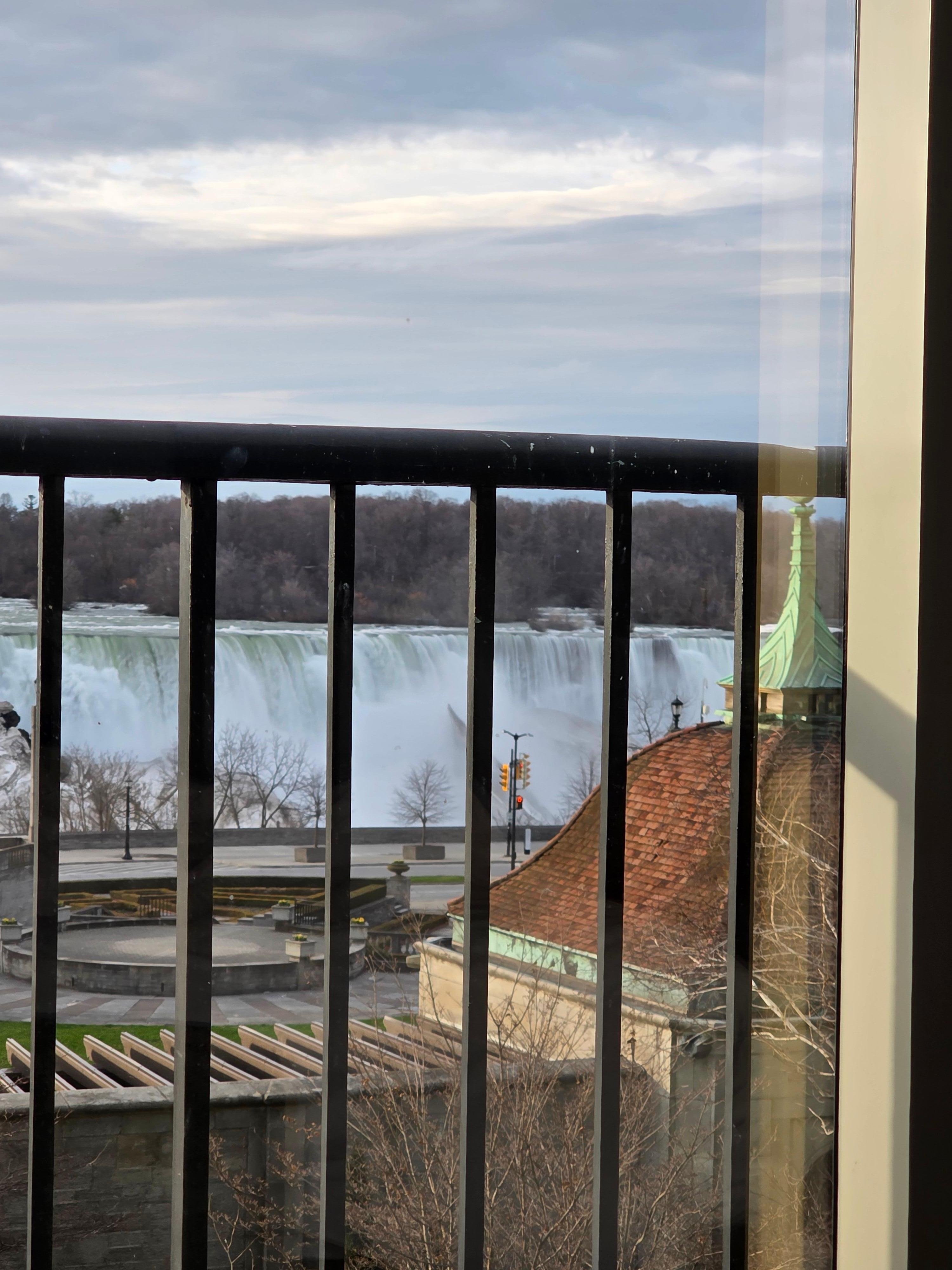 View from roo. Was suppose to be us and Canadian view. Was put o. 2nd floor. Us view only. Balcony