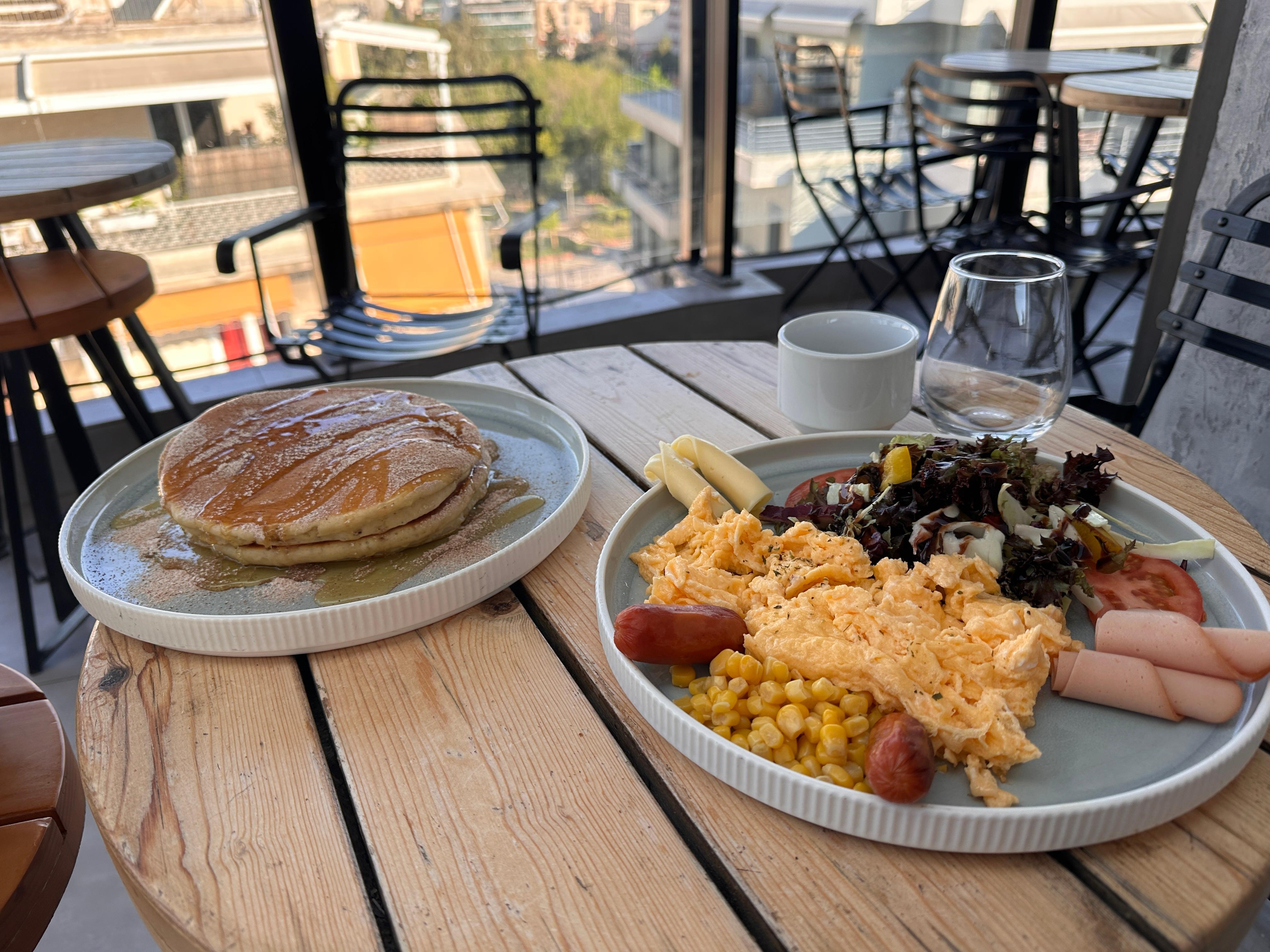 So much food for breakfast!