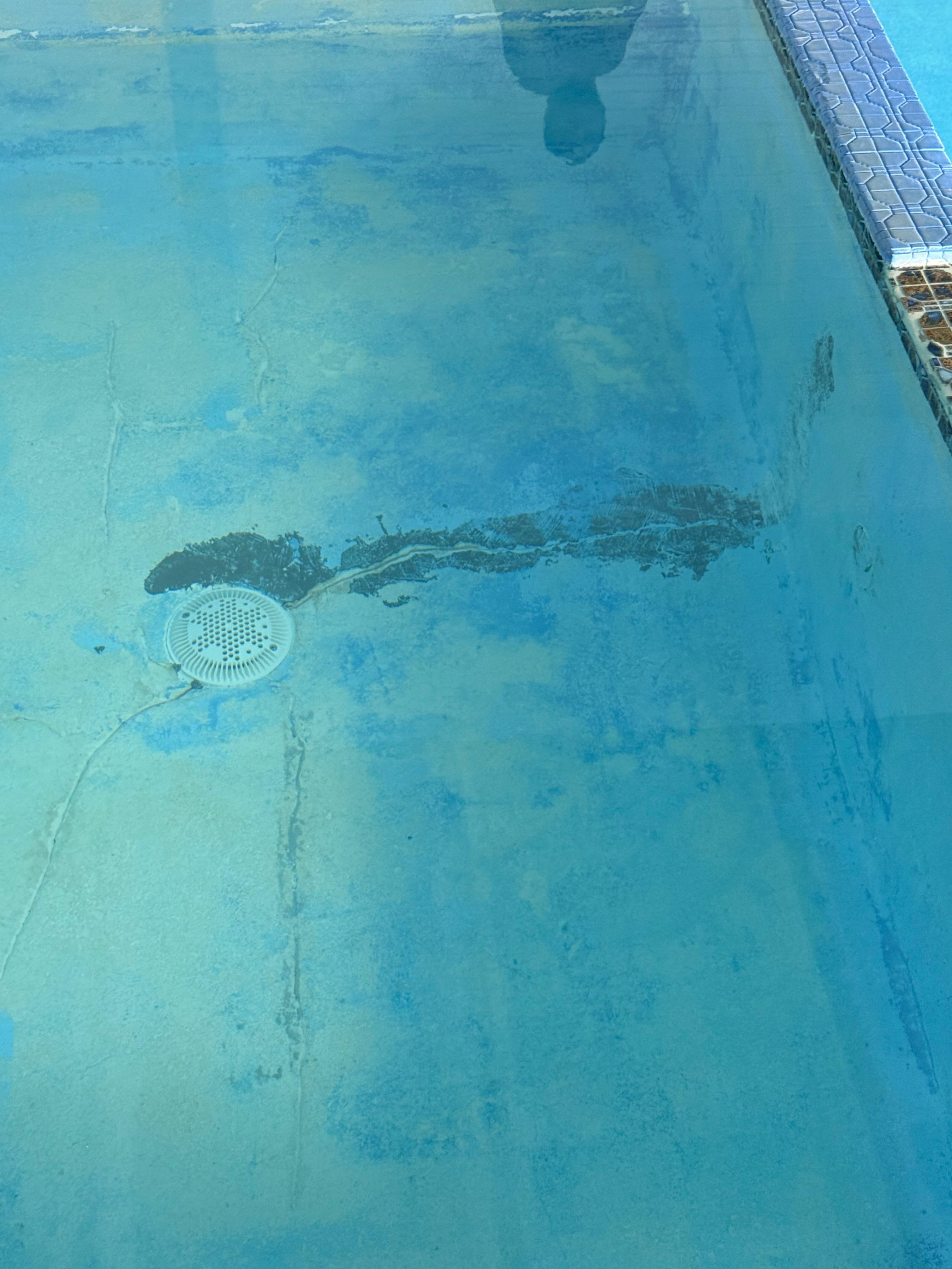 Crack in pool