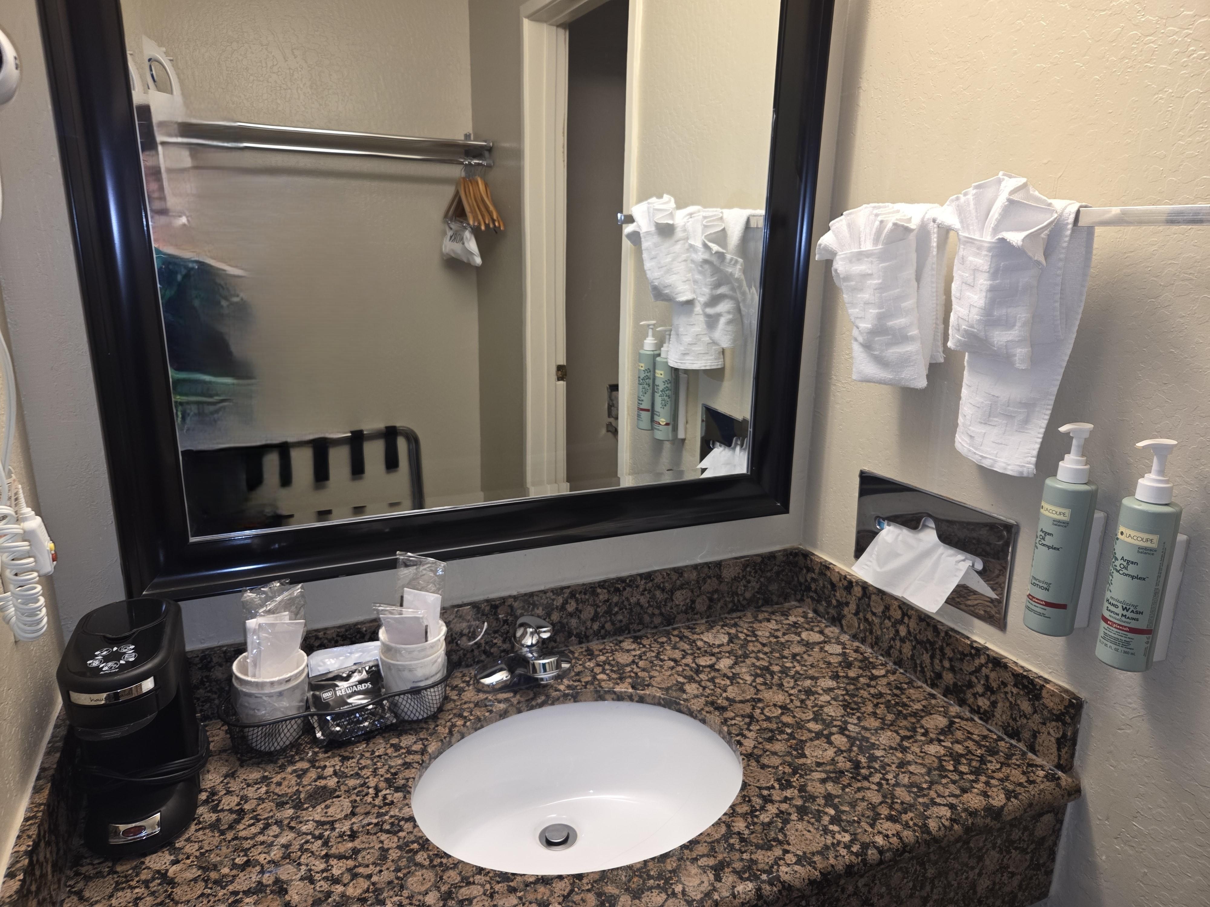 Nice and clean restroom. Well outfitted. 