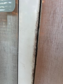 schimmel an der balkontür