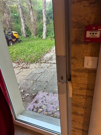 Ou est la poignée de porte ?