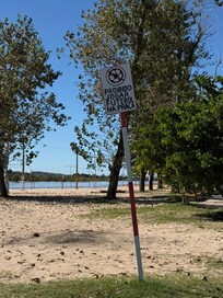 Praia próxima ao hotel