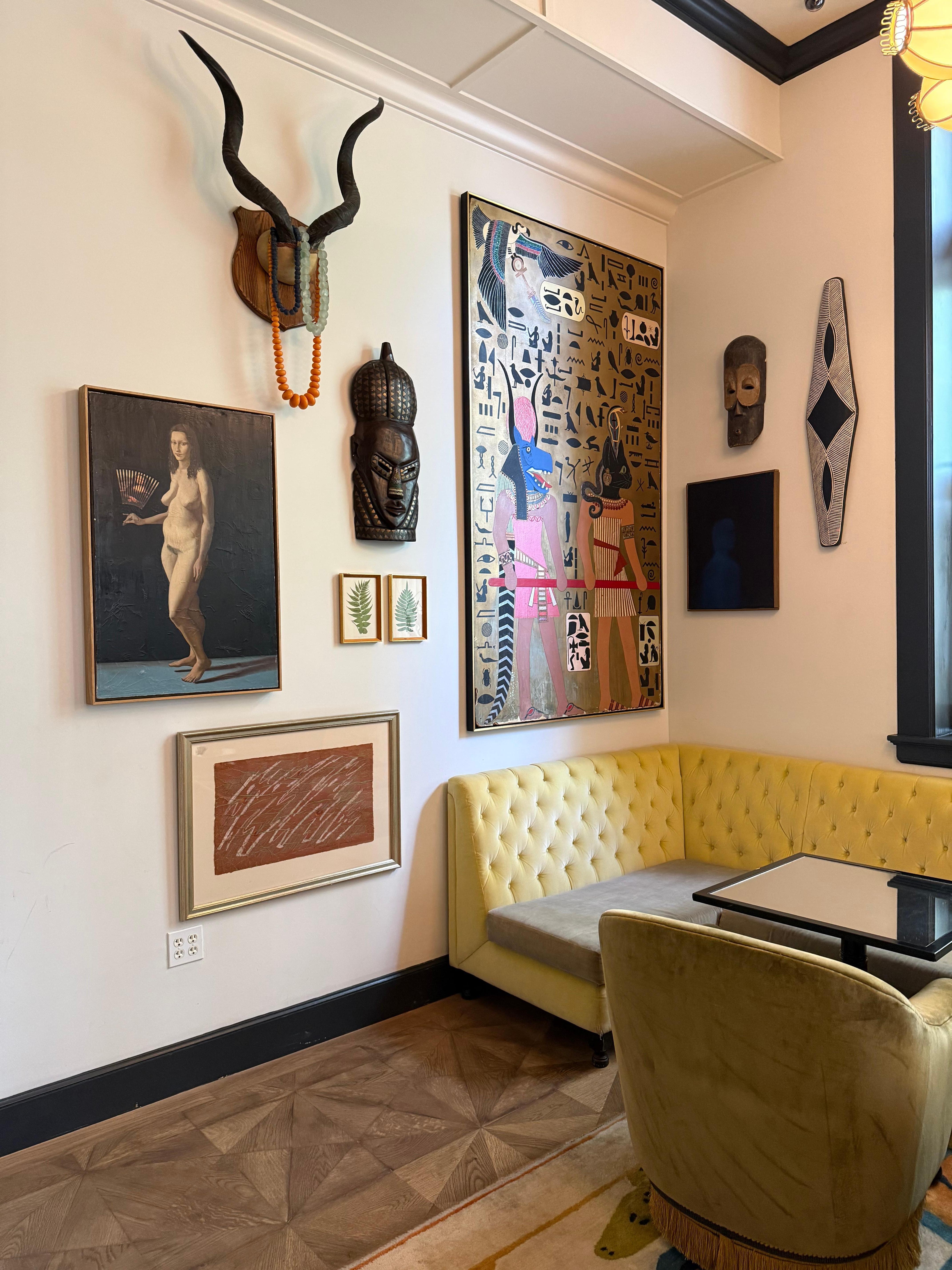 More views of the lounge