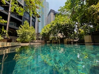 Swimming pool, not heated but in Bangkok you don’t want it to be!