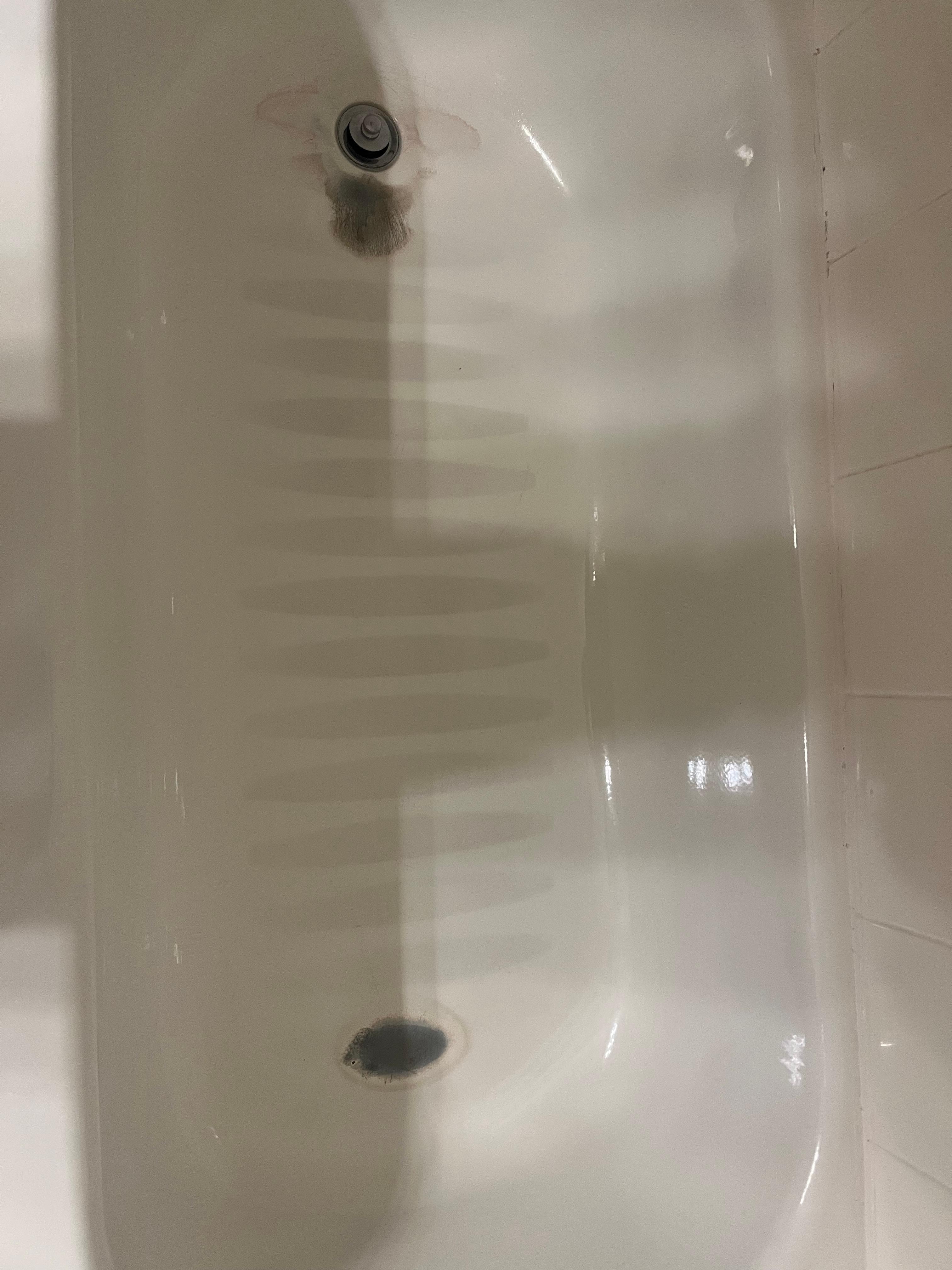 Tub rust or something 