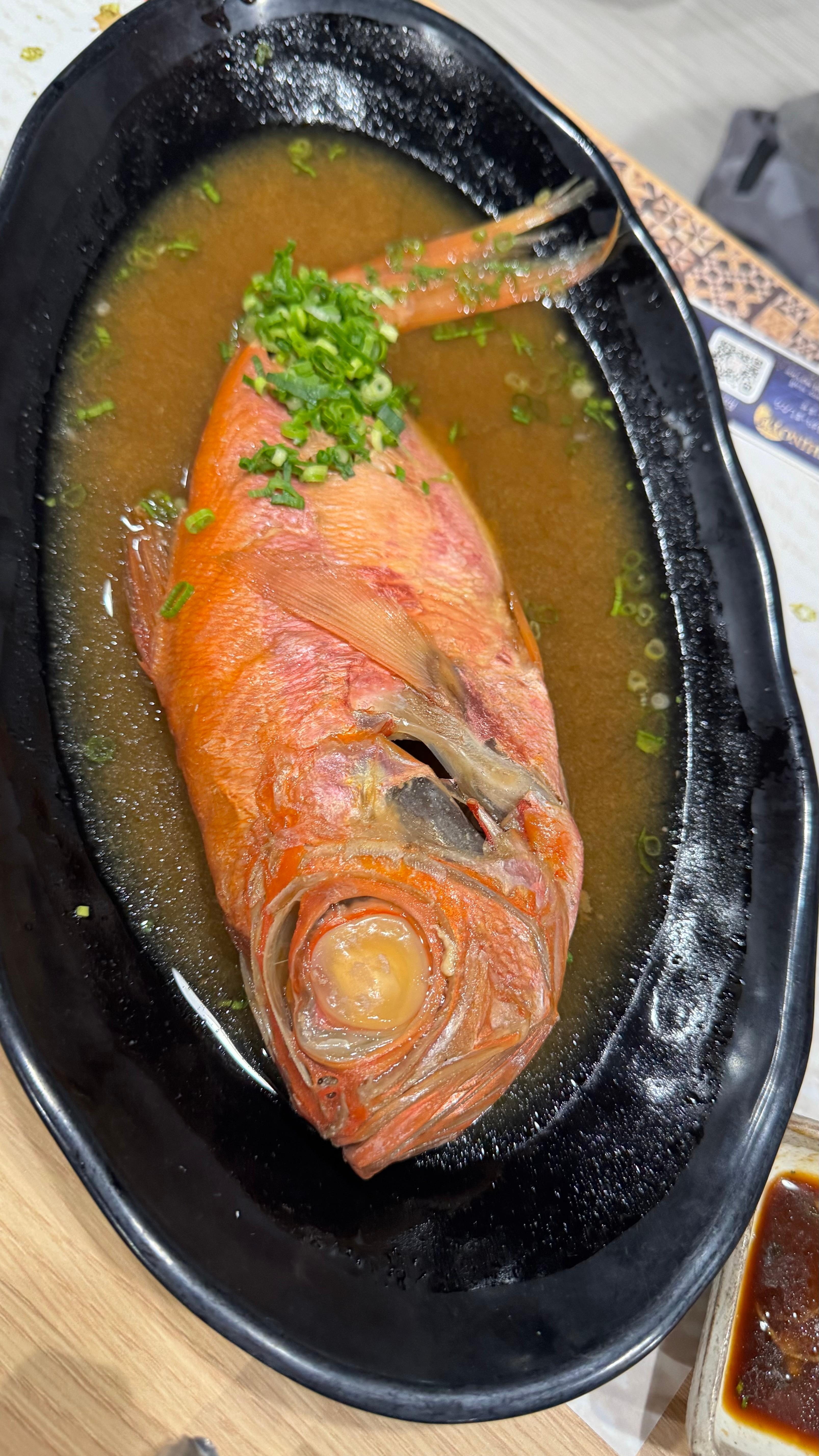 令人驚艷的金目鯛