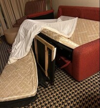 Nasty pullout bed was completely busted