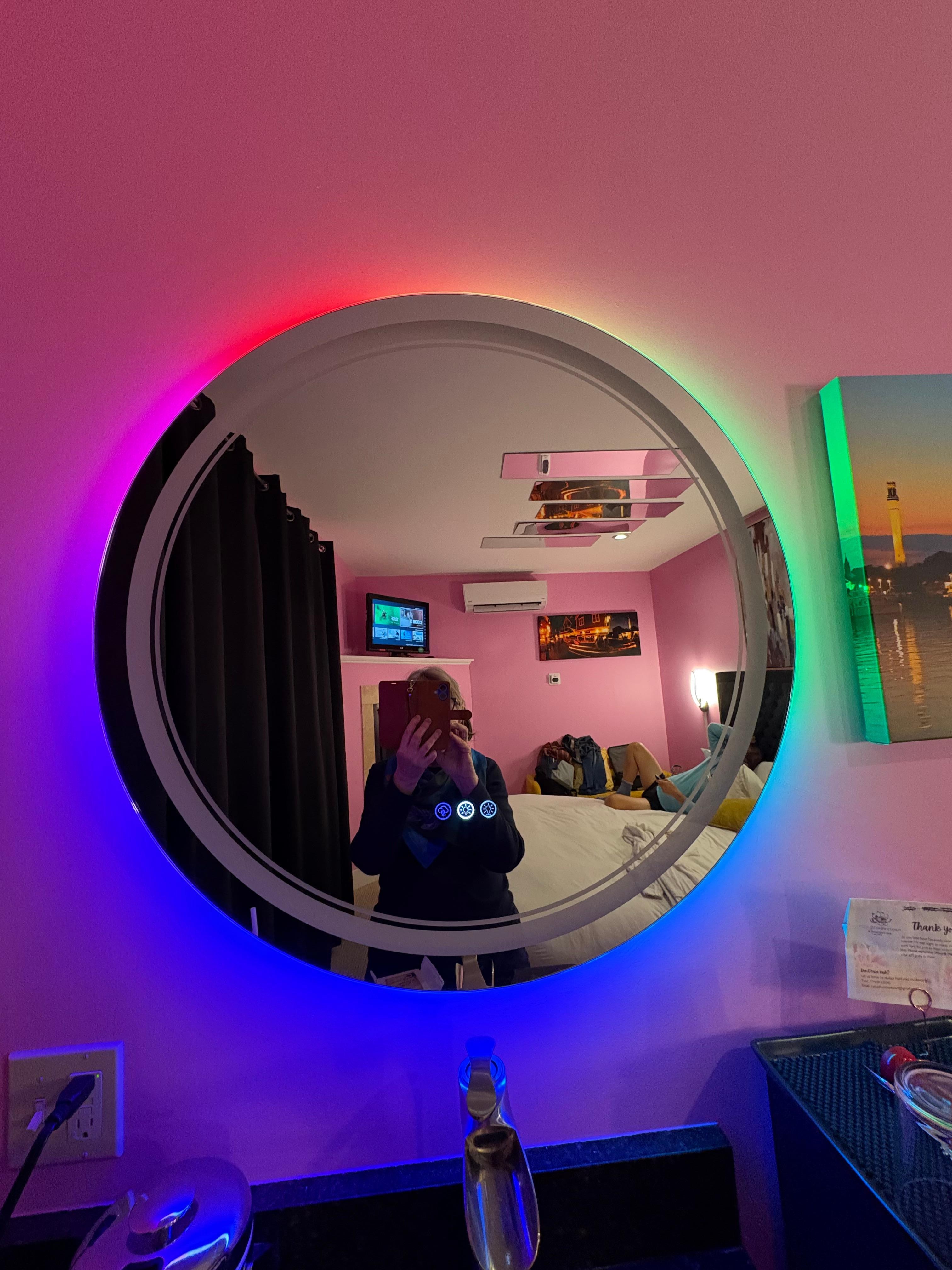 there were several modes for the perimeter lighting of the mirror, but could not get the control lights to go off at night- lots of glowing lites in room