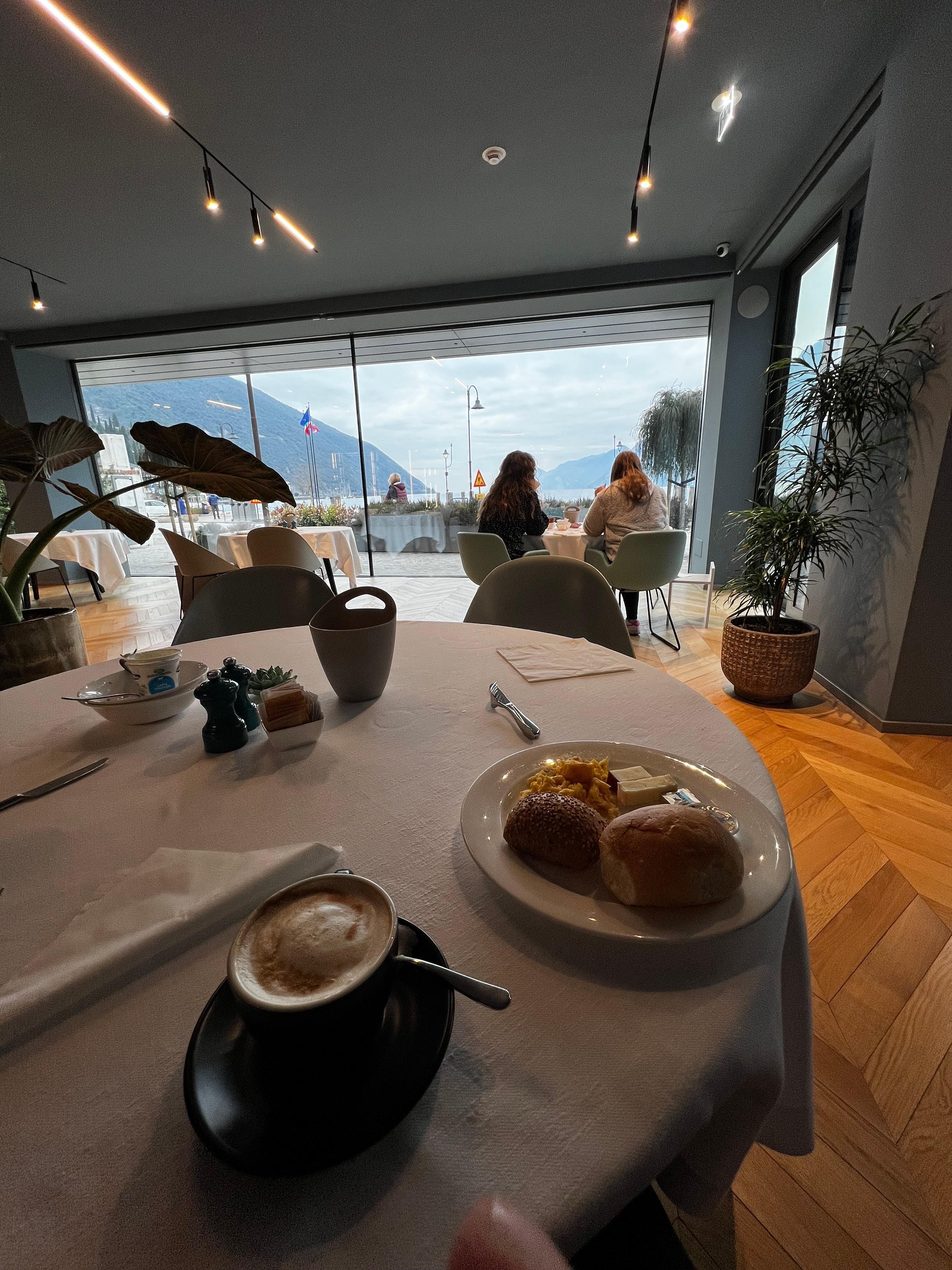 Café da manhã delicioso