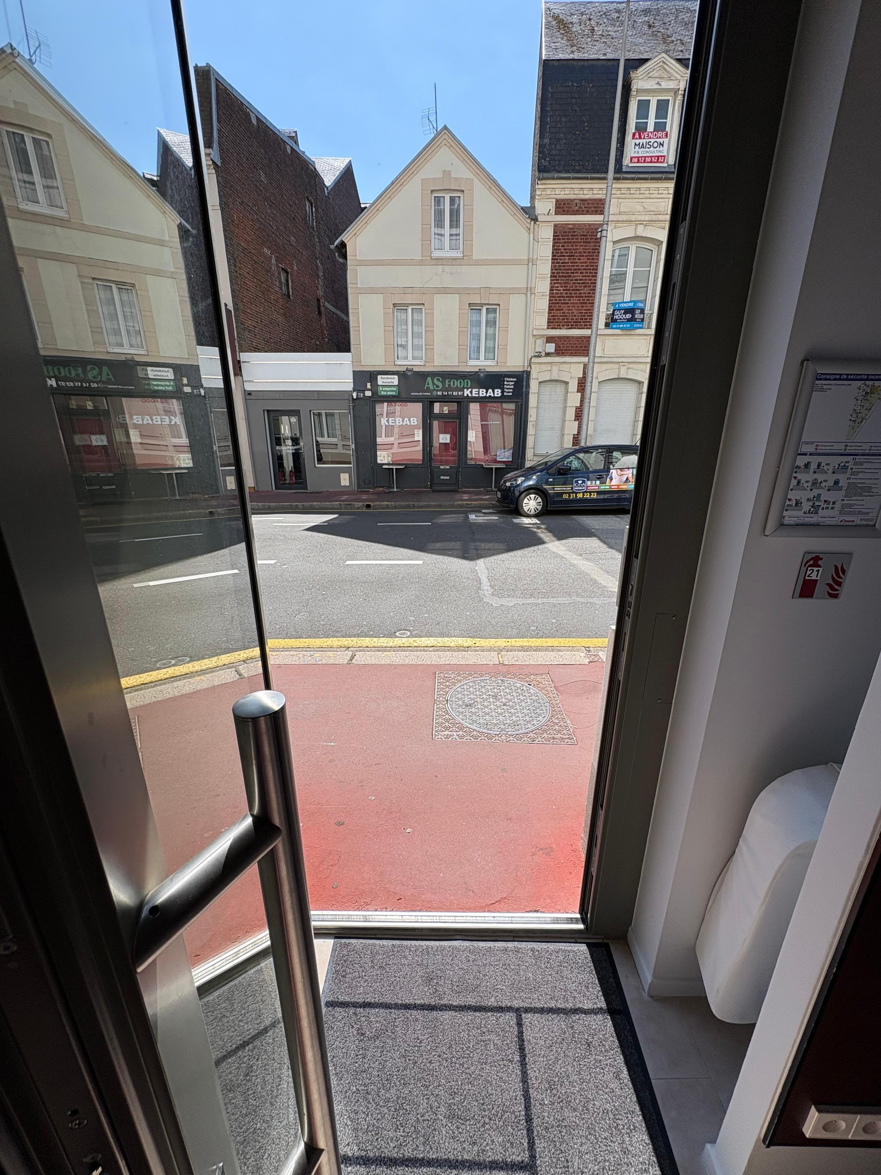 Accès rue