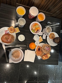 Lekker en uitgebreid ontbijt.