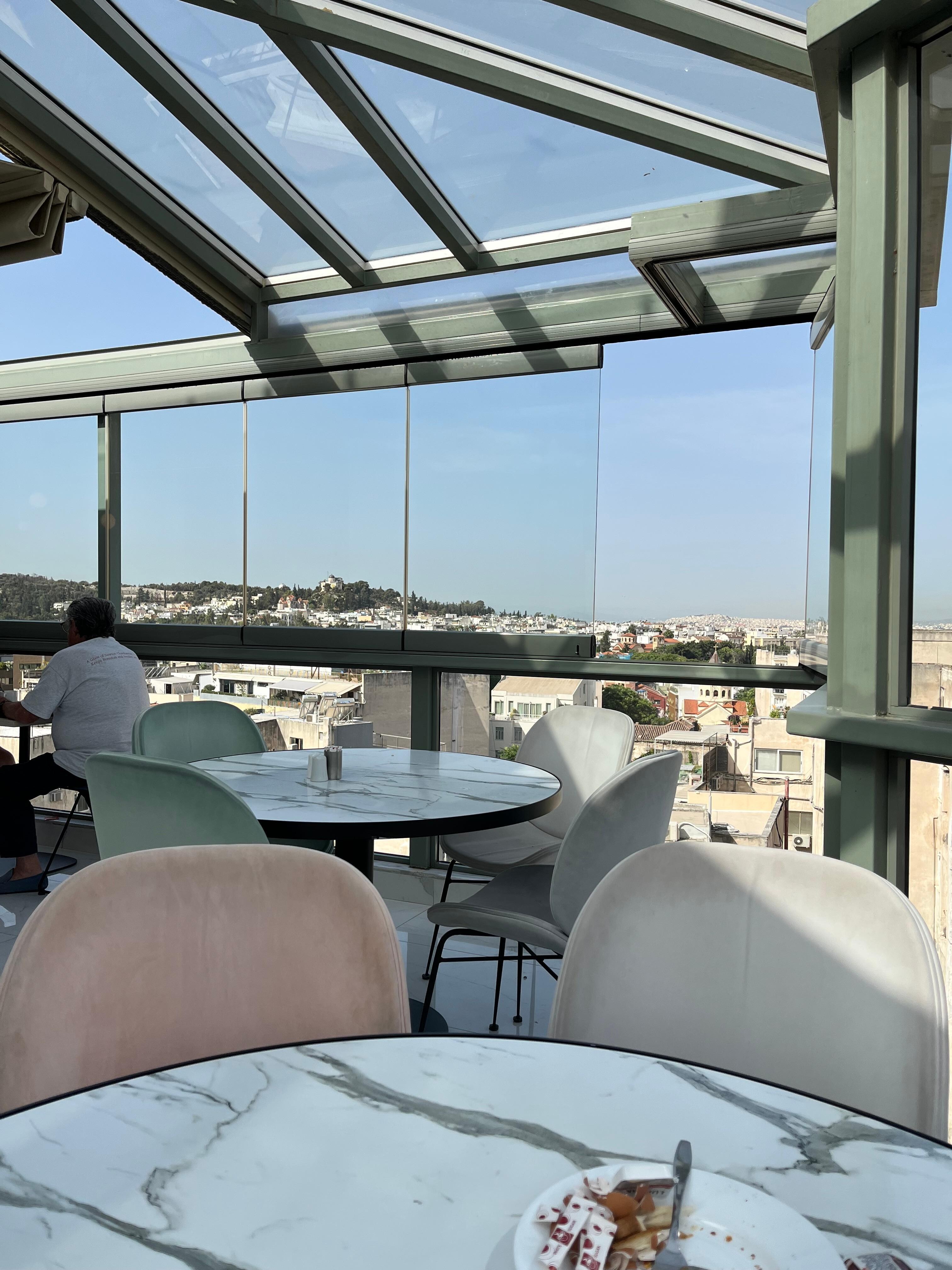 Breakfast room