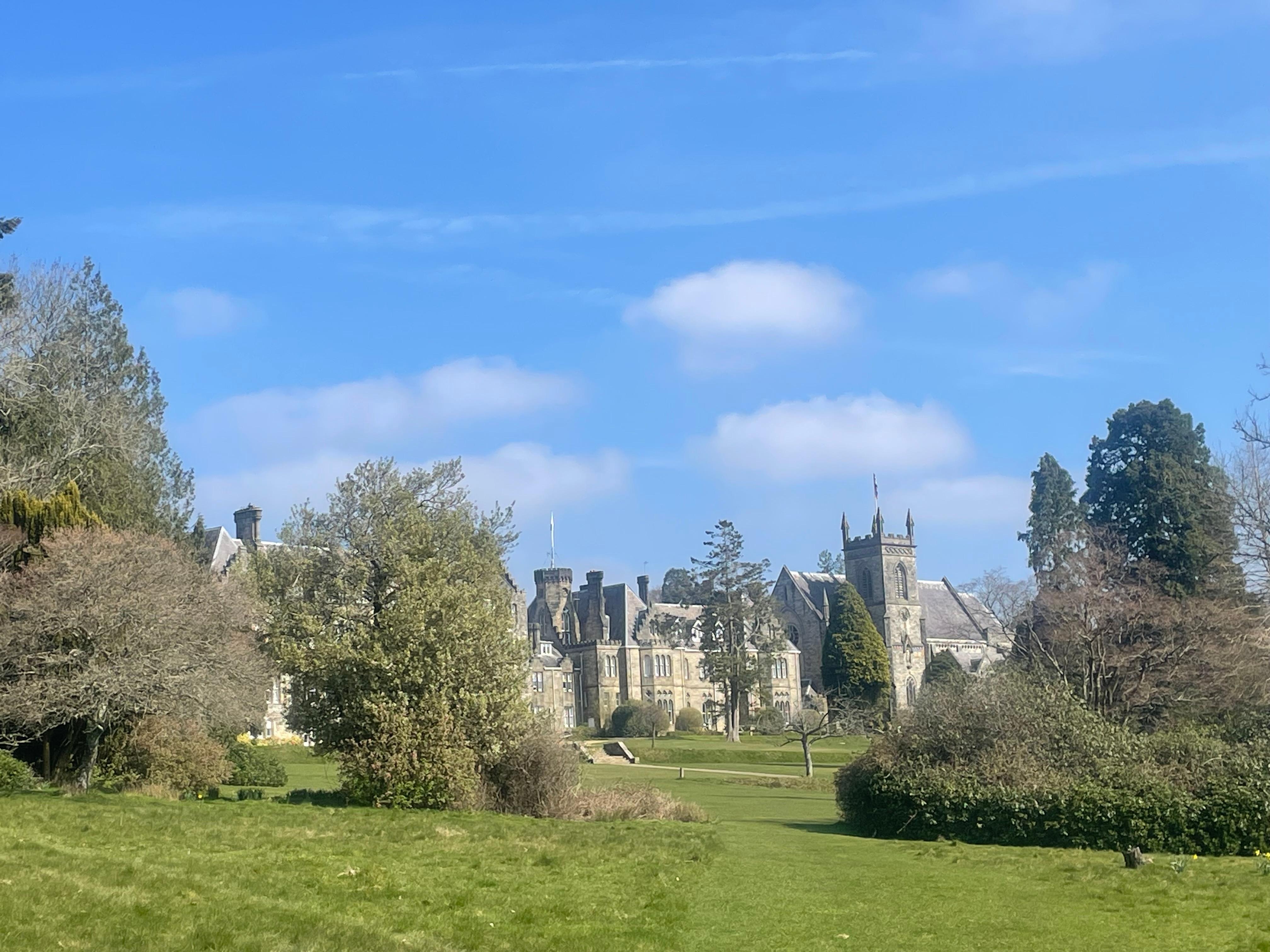 Pleasant walks in the grounds.