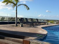 Duela en muy mal estado.