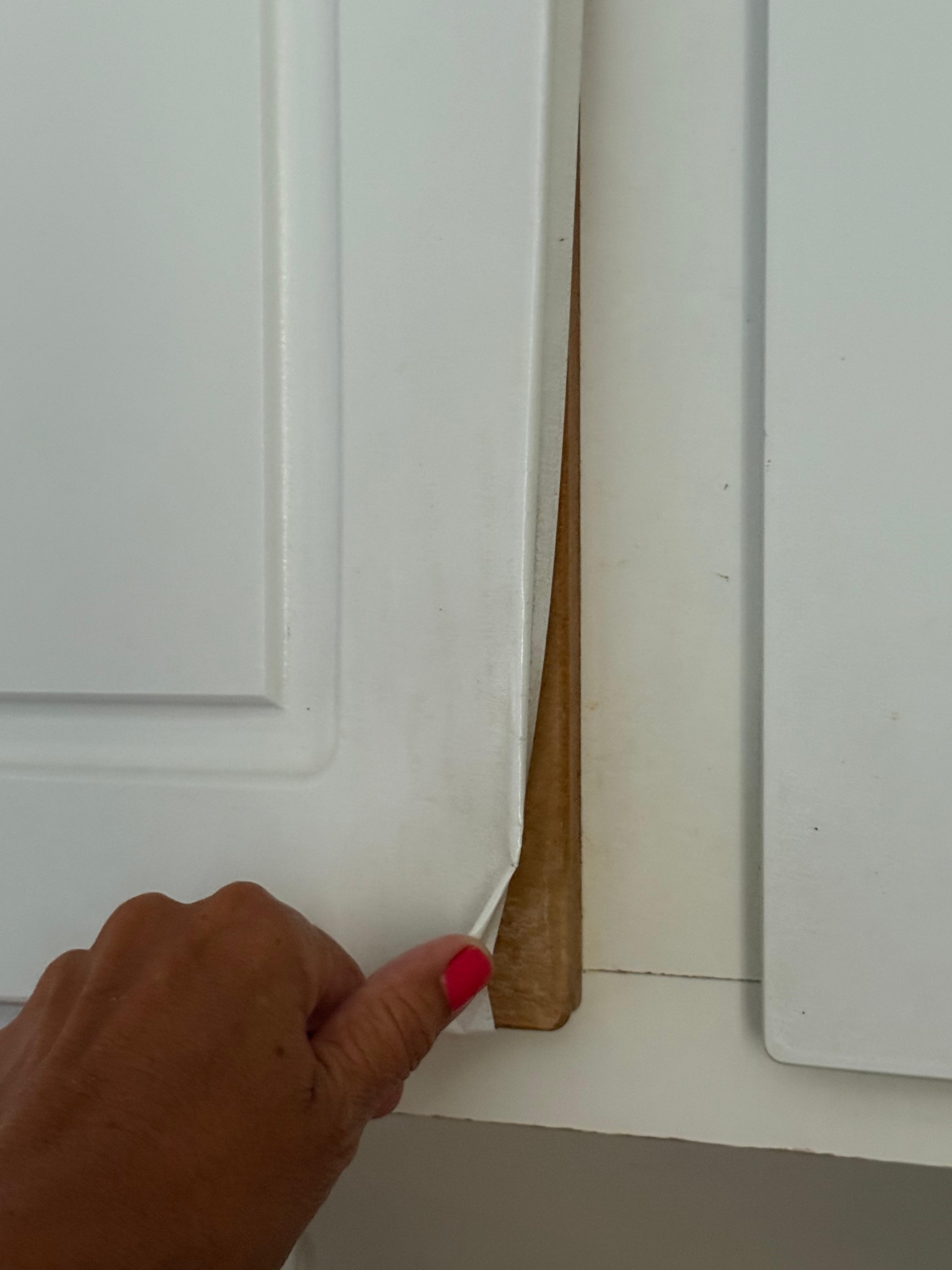 Kitchen cabinet 