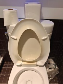 Yellow stains toilet seat