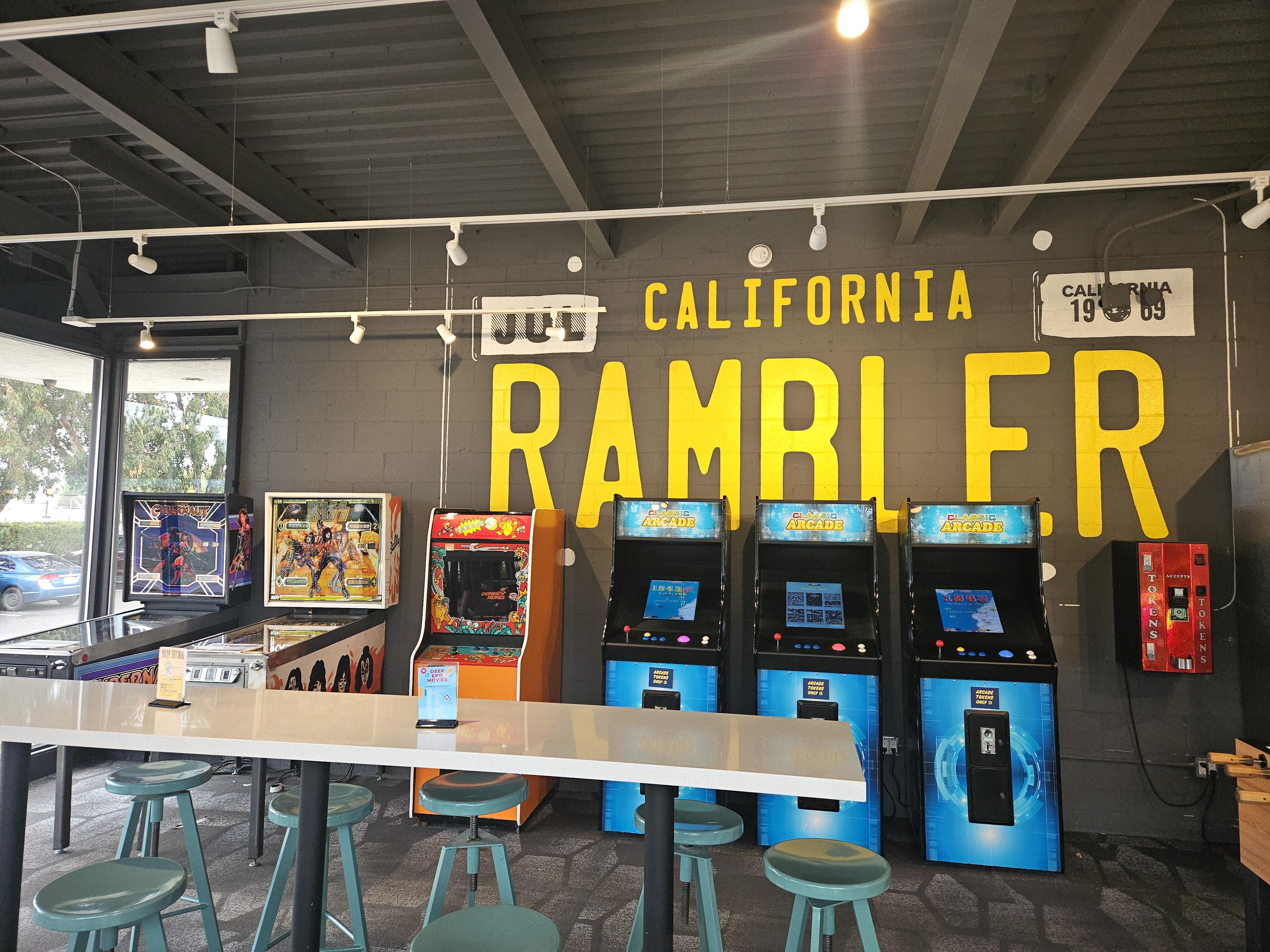 Cafe with arcade